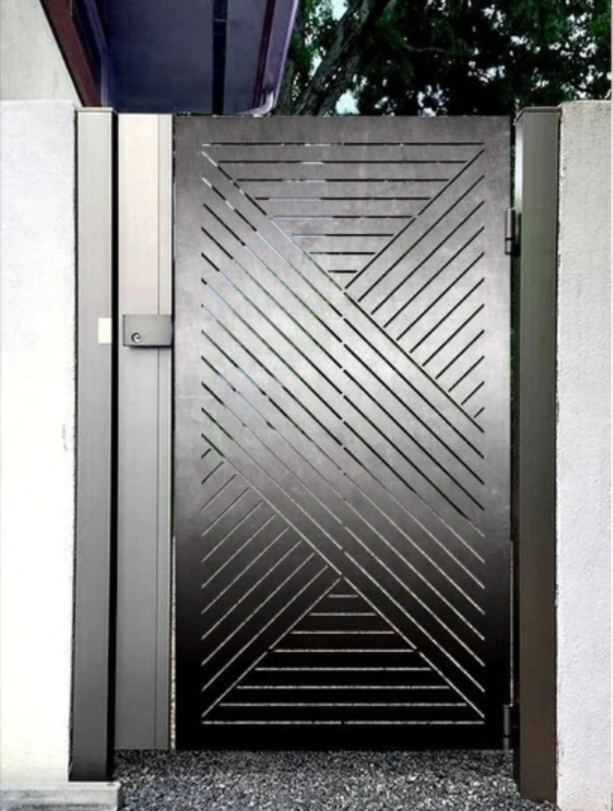 TAIMCO Linear Zig Zag Metal Gate - Wayfair Canada