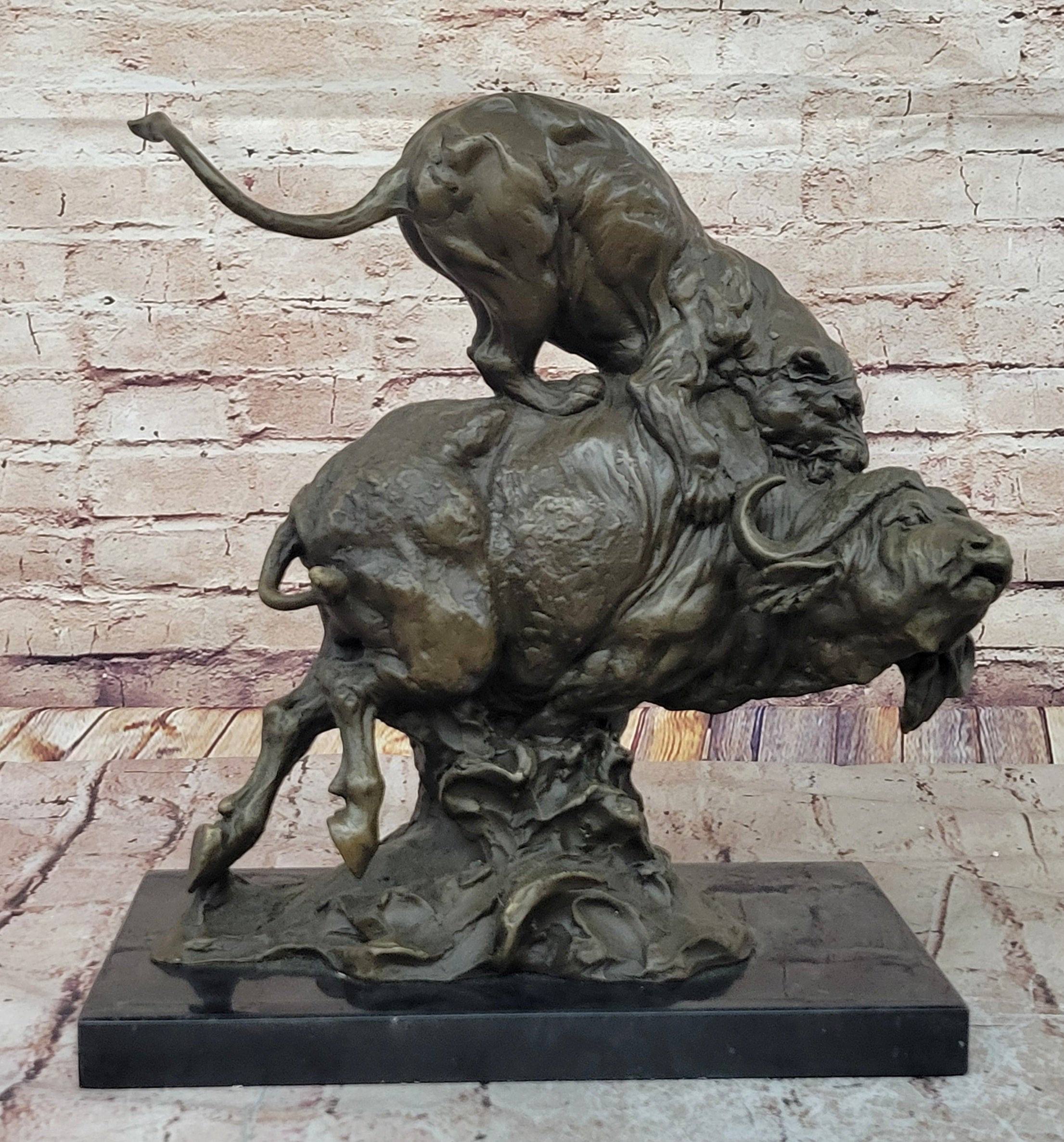 Bronzhaus Fierce Lion vs. Buffalo – Hot Cast Bronze Wildlife Sculpture ...
