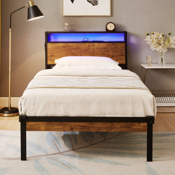 17 Stories Jenisys Metal Bed - Wayfair Canada