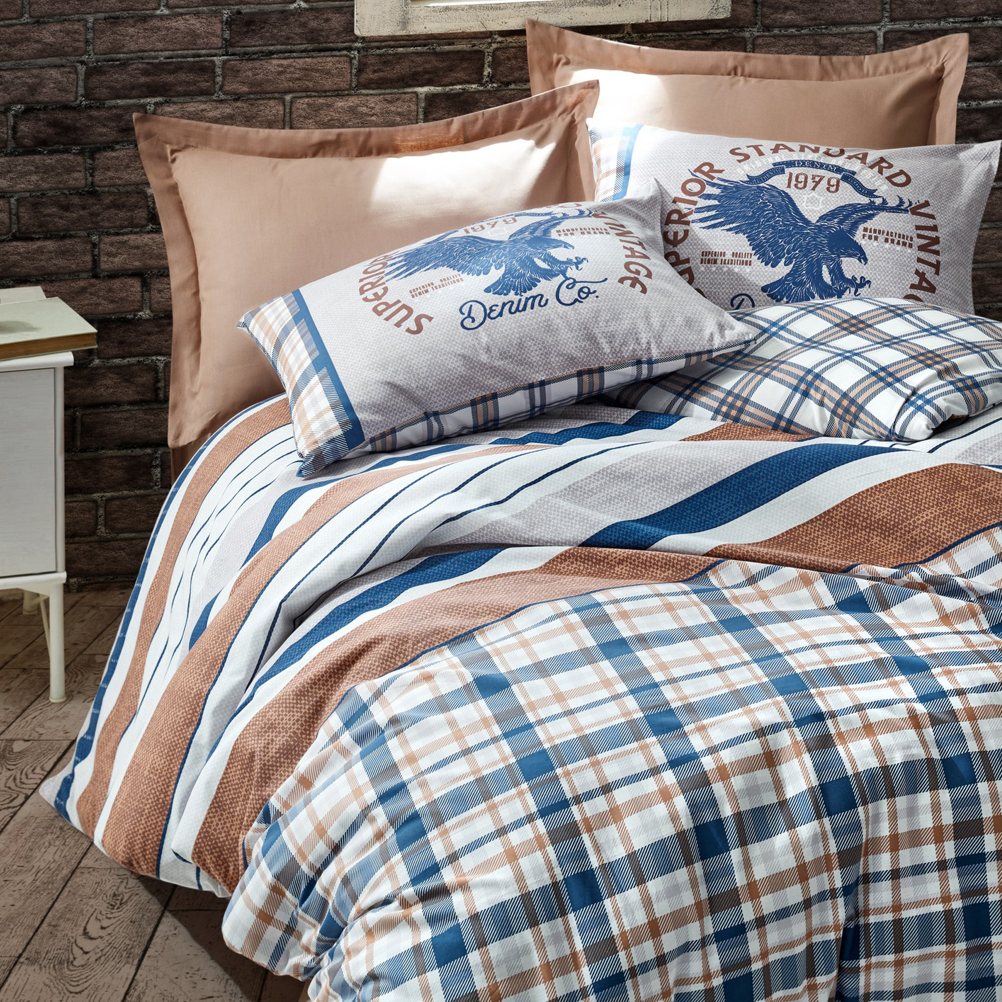 sussexhome Eagle Duvet Cover Set | Wayfair