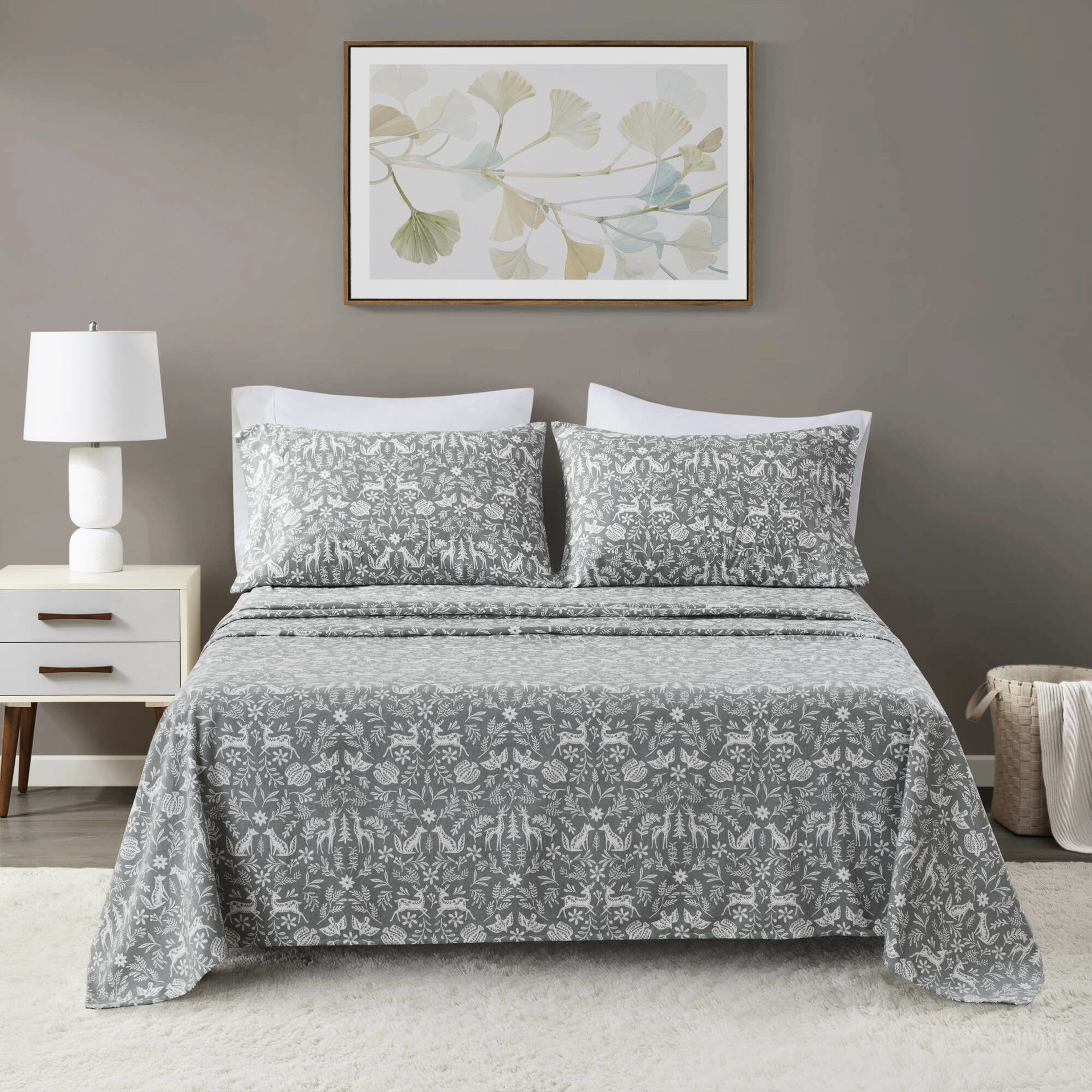 IntrospectiveIncline 4 Pcs Full - Sized Sheet With Sage Winter Fauna ...