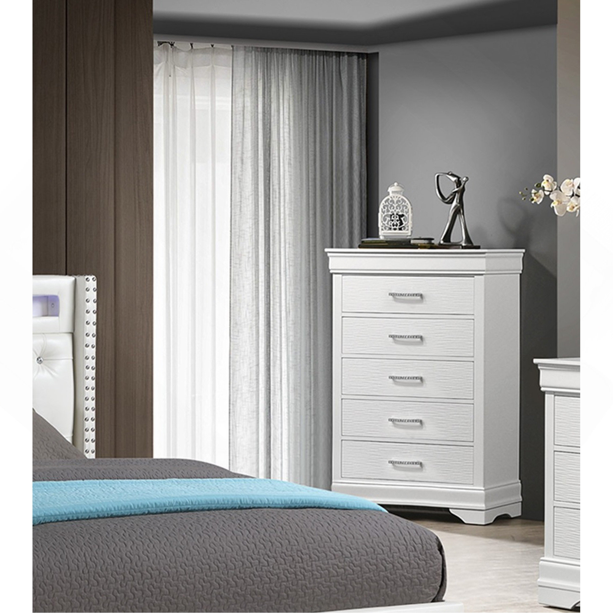 Darby Home Co Luxurious Crafted Chest Of Drawers For Bedroom With ...