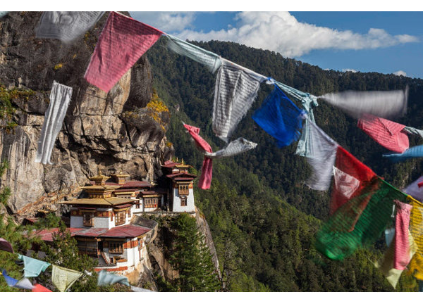 Loon Peak® Bhutan Paro Prayer Flags Fluttering At The Cliff''s Edge ...