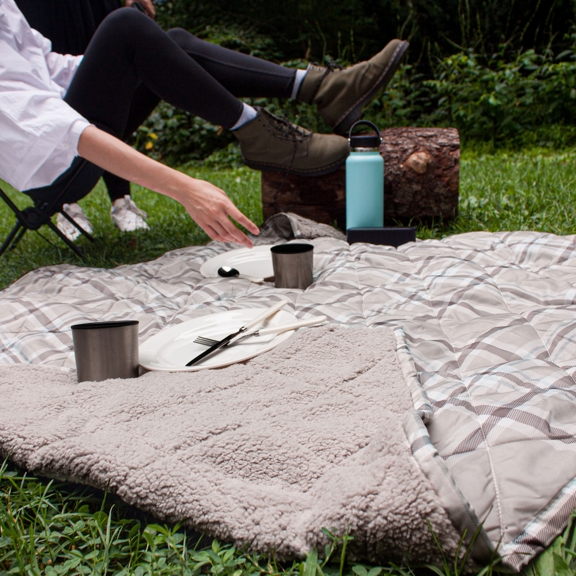 Coleman Reversible Water Resistant Nylon and Sherpa Diamond Quilted ...