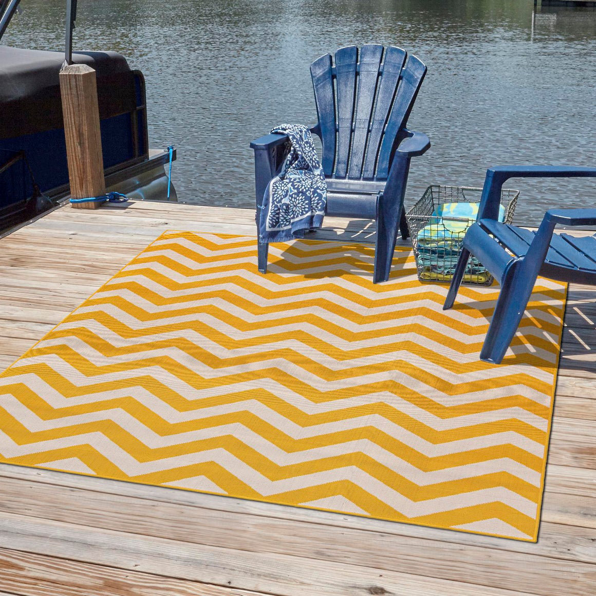 Ebern Designs Chevron Machine Woven Round 4'1" Polypropylene Indoor ...