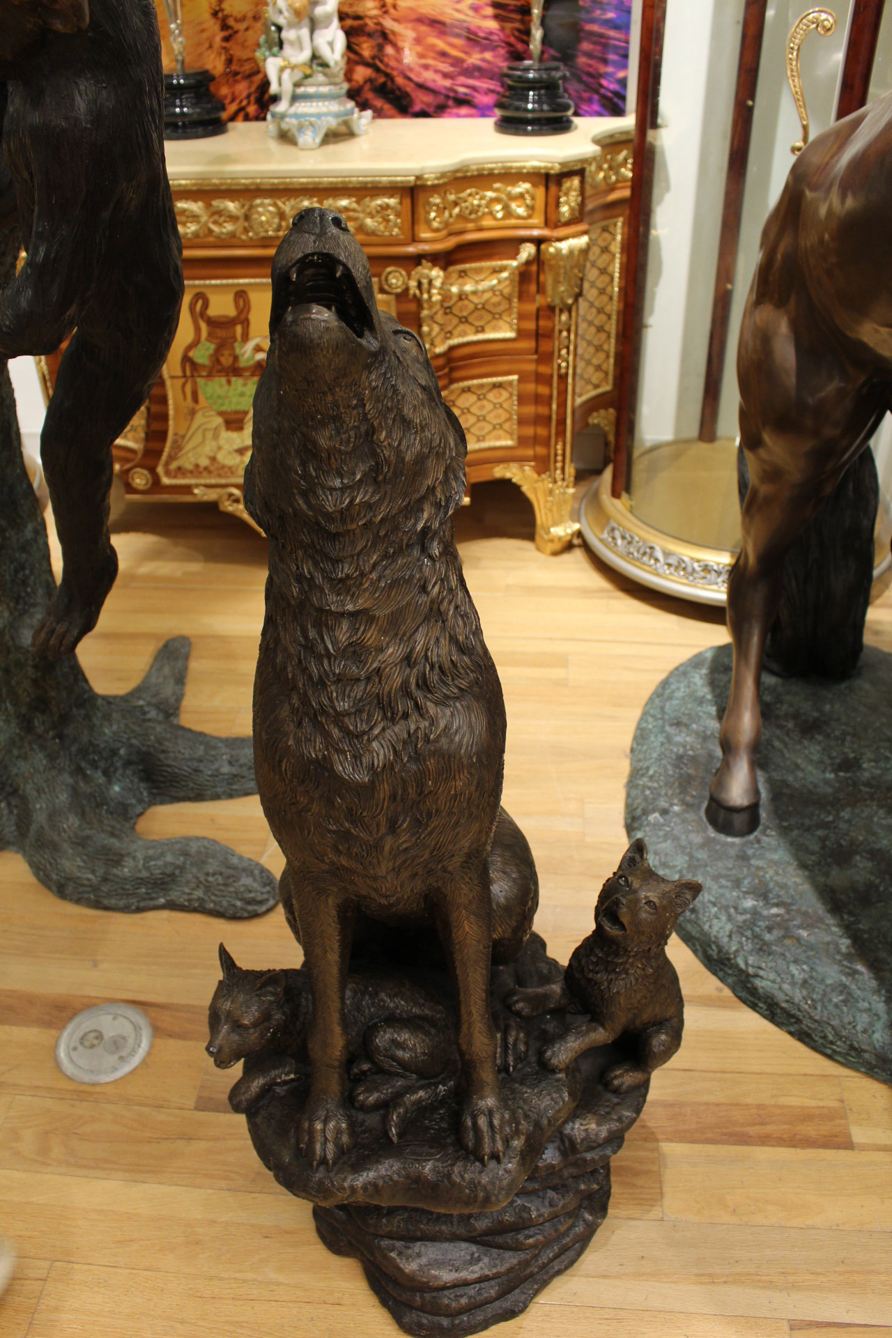 Nifao Statues Wolf and Cubs Bronze Statue - Size: 24"L x 17"W x 48"H ...