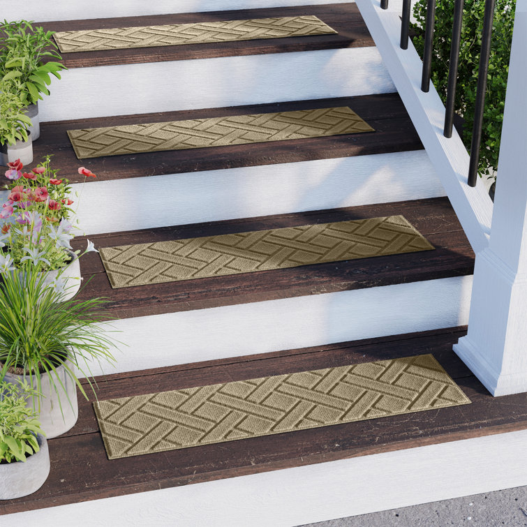 Matterly WaterHog Lattice 8.5 in. x 30 in. Indoor Outdoor Stair Treads ...