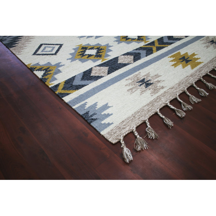 Loon Peak® Lavine Flatweave Wool Ivory Rug & Reviews | Wayfair