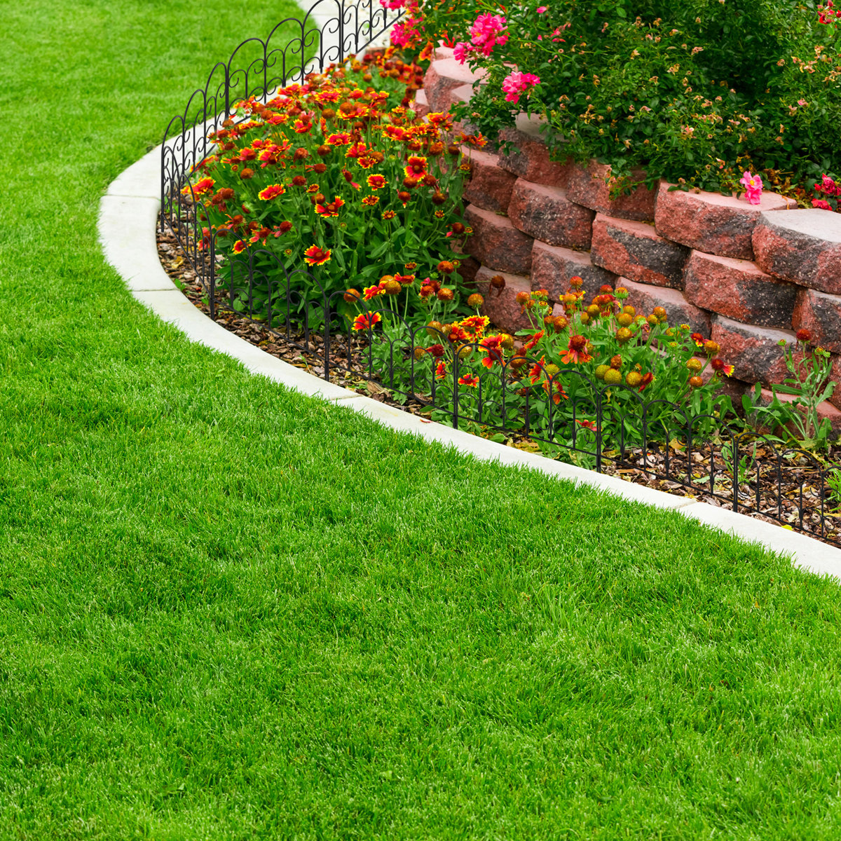 Pure Garden Metal Garden Fencing- 5 Outdoor Interlocking Panels for ...