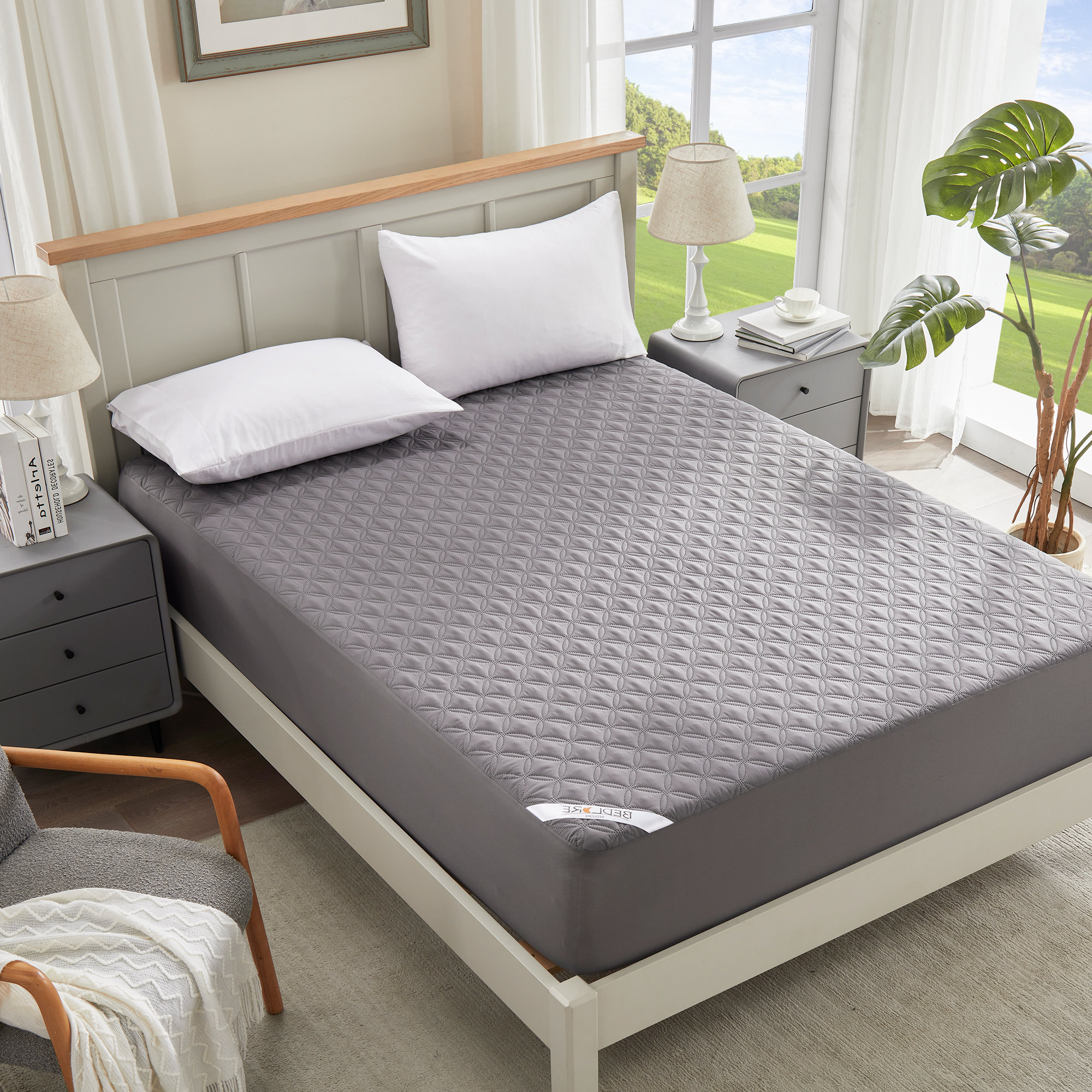 BEDLORE® Hypoallergenic Waterproof Mattress Protector, Quilted Washable ...