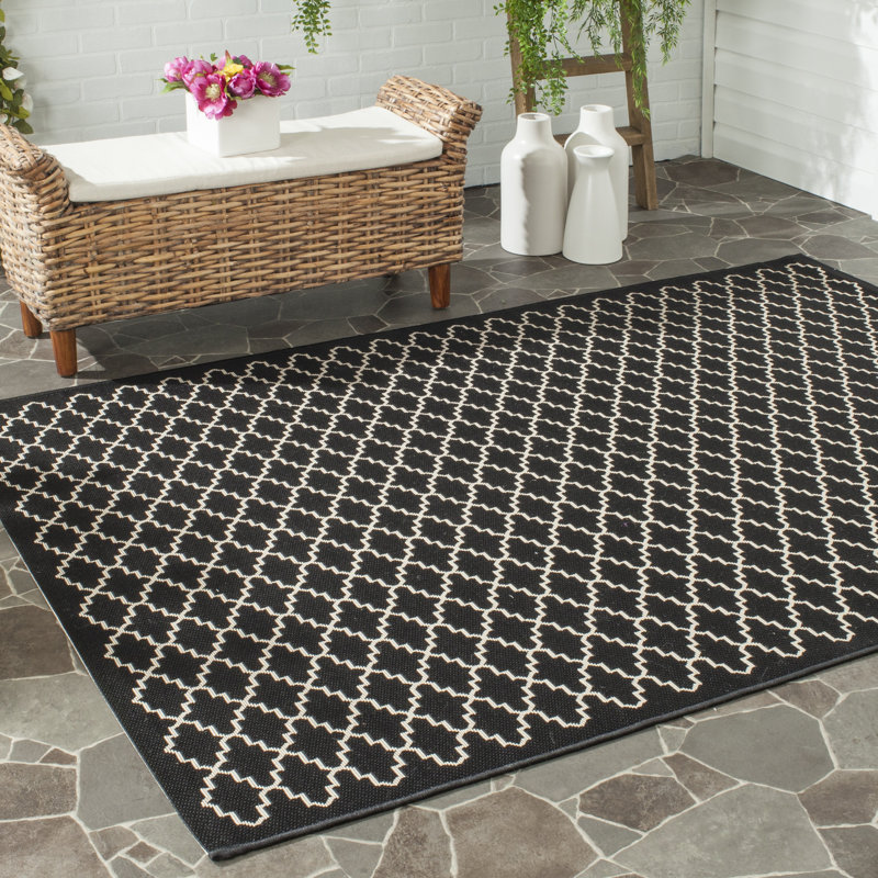 Ophelia & Co. Joyner Looped/Hooked Black/Beige Indoor/Outdoor Rug ...