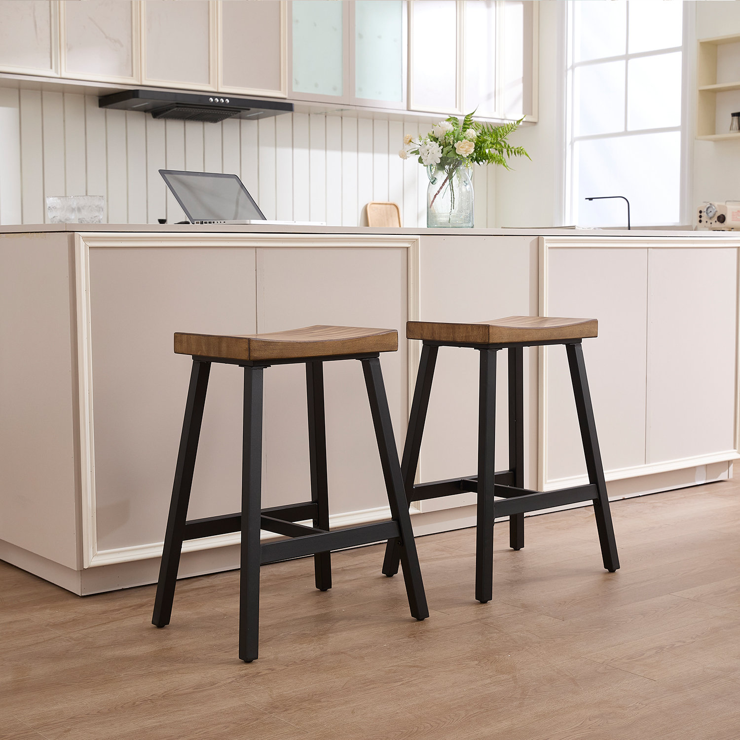 George Oliver Solid Wood Bar Stool Without Backrest, Saddle Stool With ...