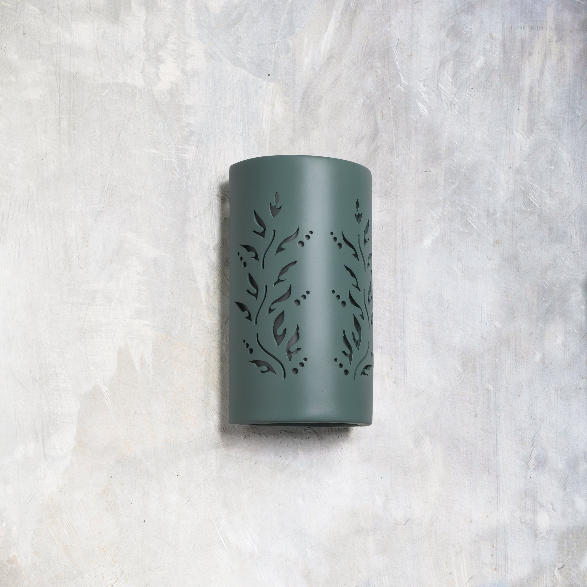 Foundry Select Ninamarie Ceramic Outdoor Wall Light, LED Bulb Included ...