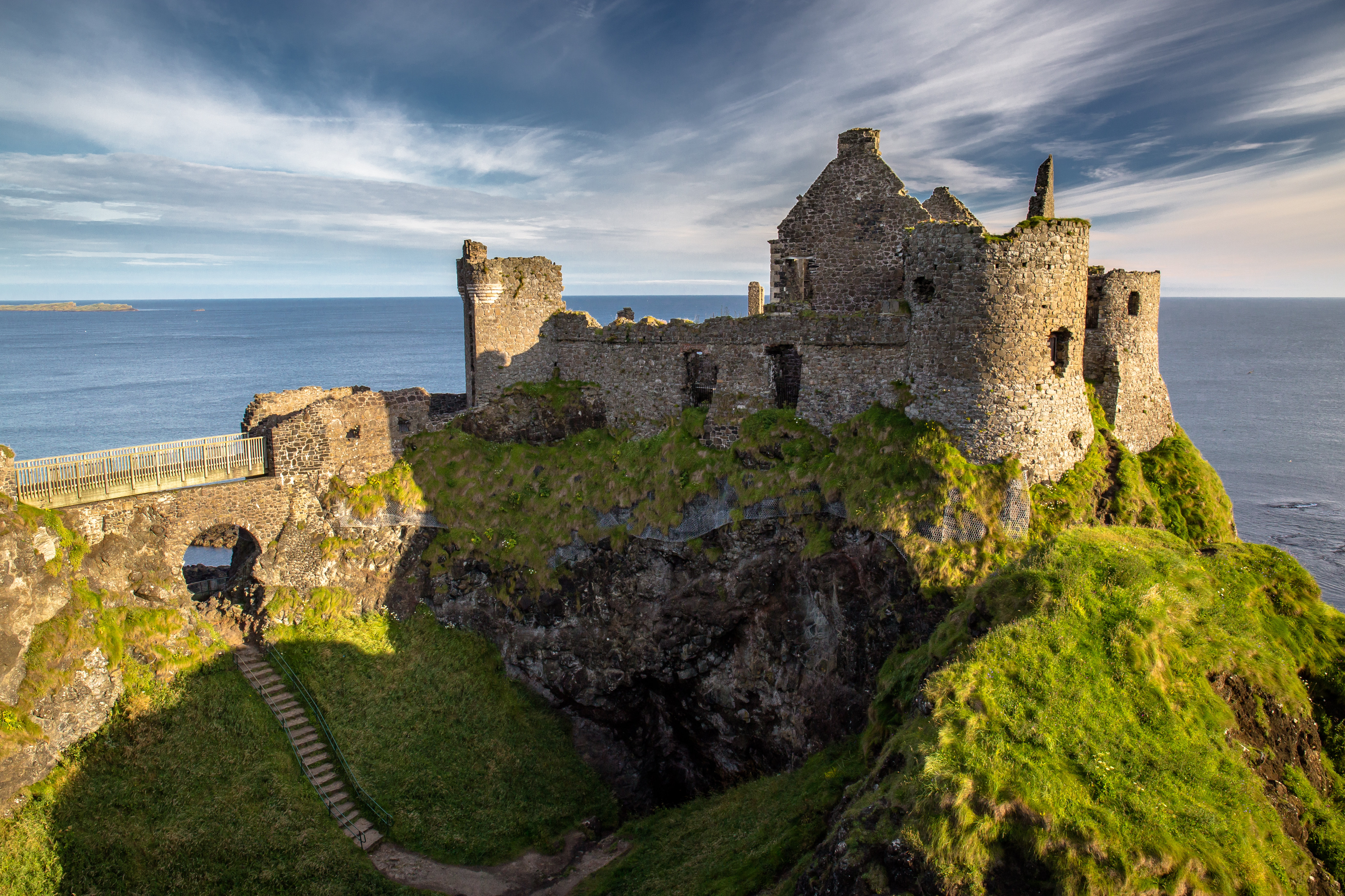 House of Hampton Dunluce Castle | Wayfair.ie