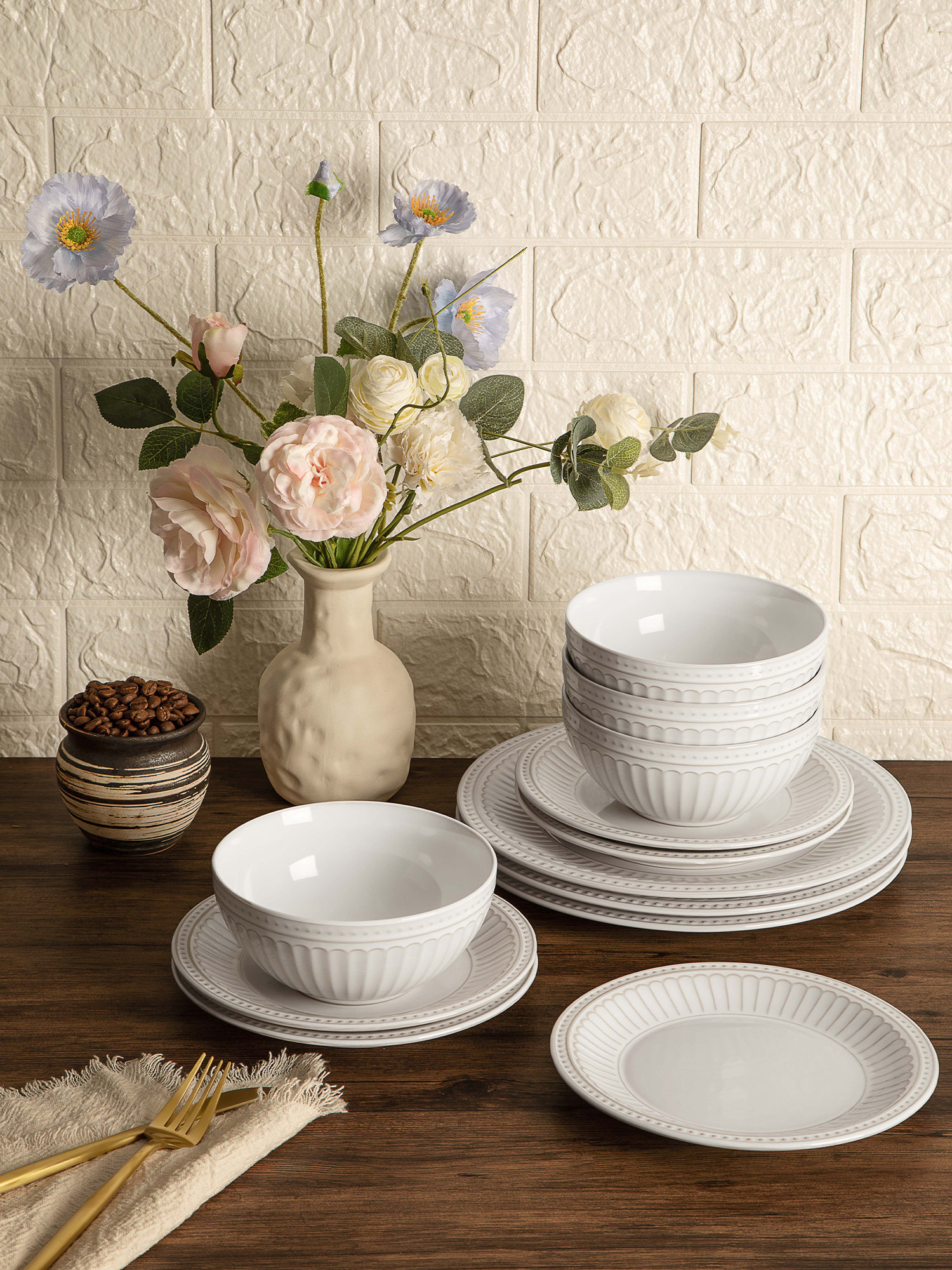 Lark Manor™ 18 Piece Stoneware Dinnerware Set, Plates And Bowls Set For ...