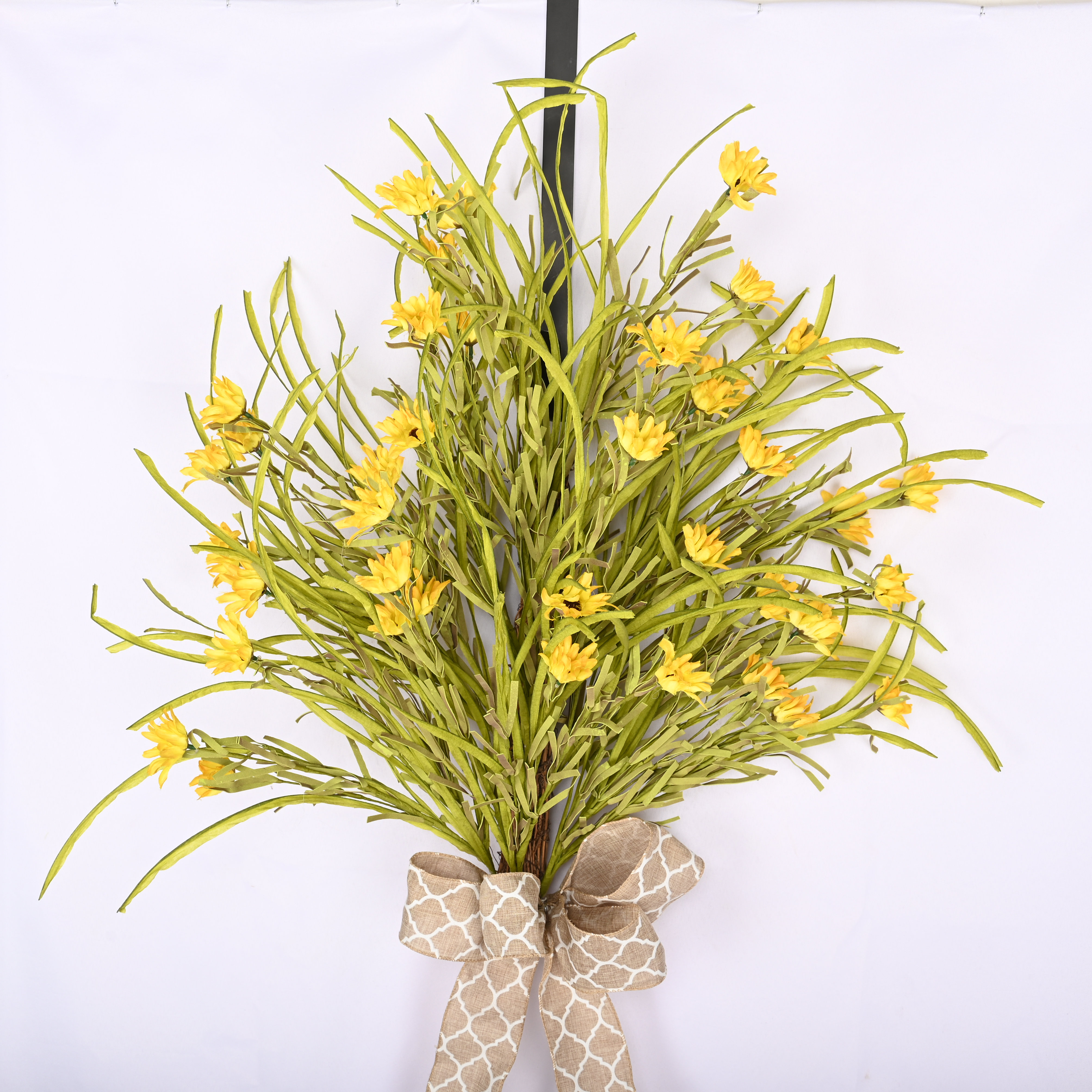 Primrue Daisy Front Door Swag & Reviews - Wayfair Canada