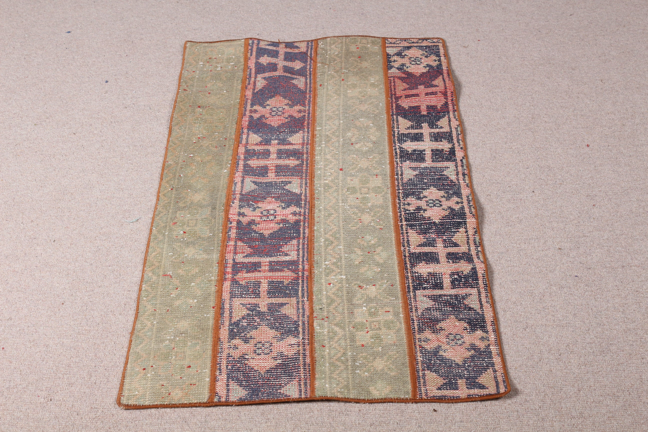 Bungalow Rose Classic Turkish Rug Patchwork Vintage Small Anatolian For ...