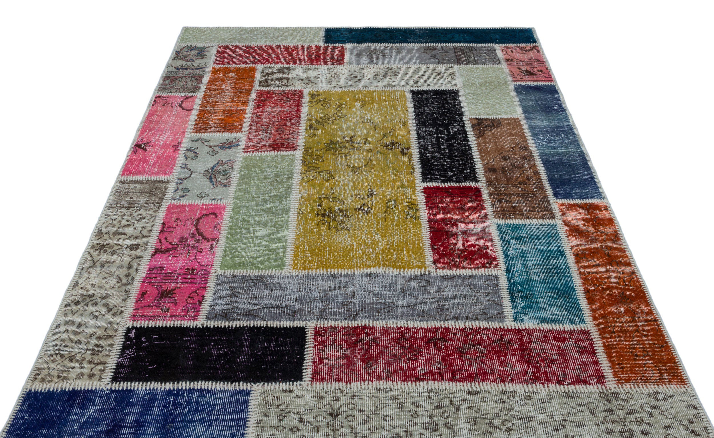 Dakota Fields Rectangle Farshid Rectangle 5'3" X 7'7" Area Rug | Wayfair