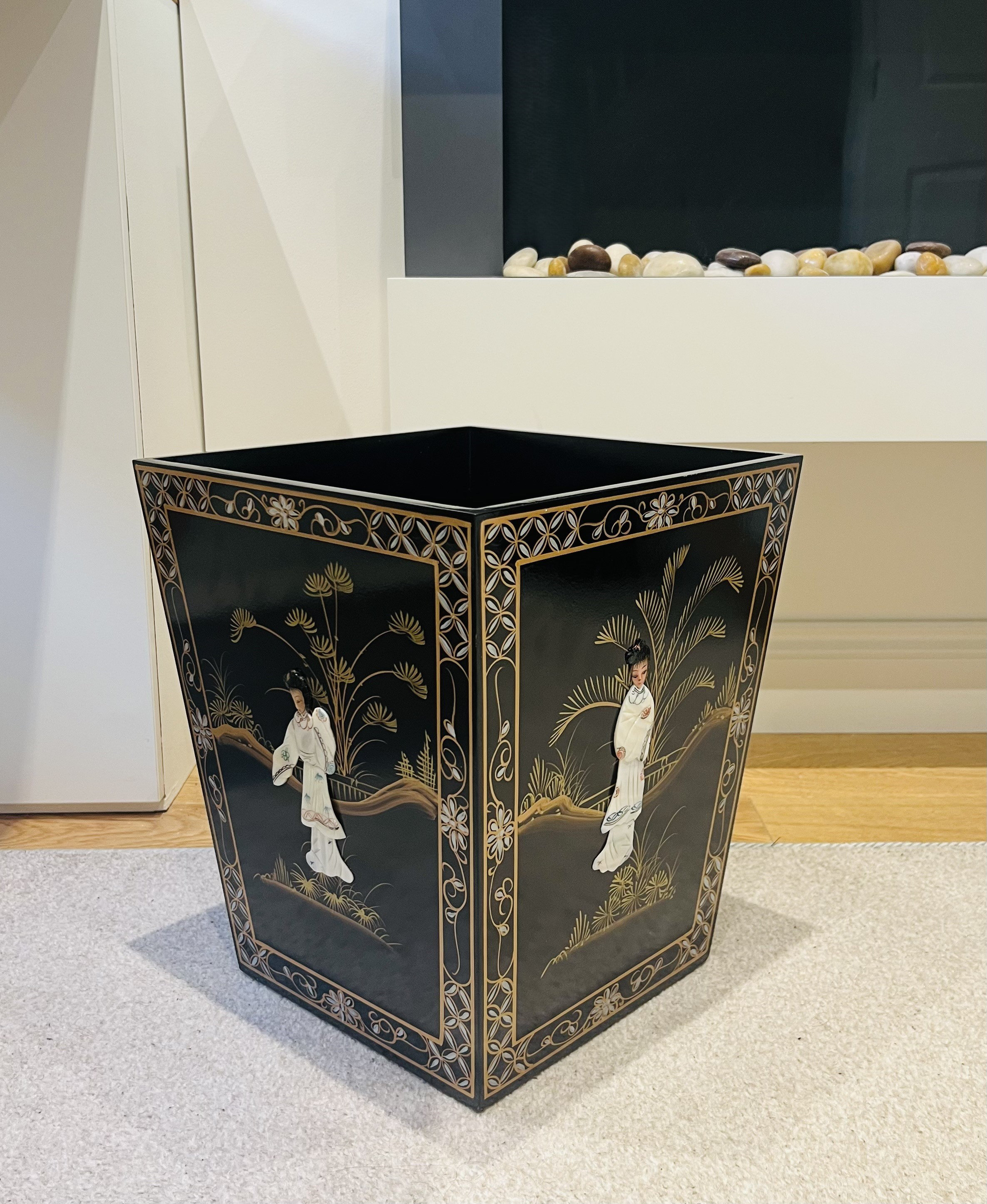 Latitude Vive Aromola Hand Painted 15 Litre Waste Bin with Mother Of ...