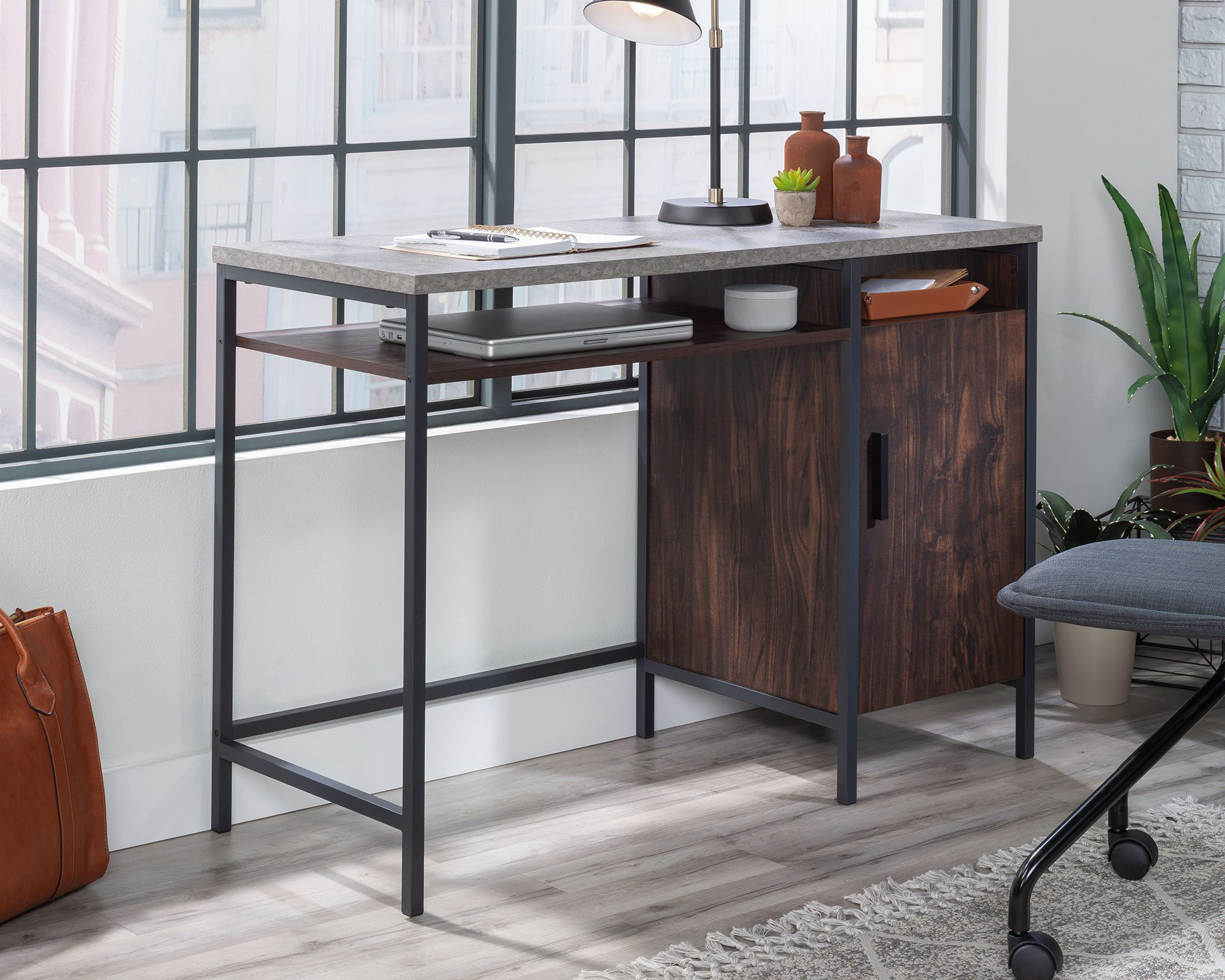 17 Stories Pavinder Metal Base Writing Desk | Wayfair
