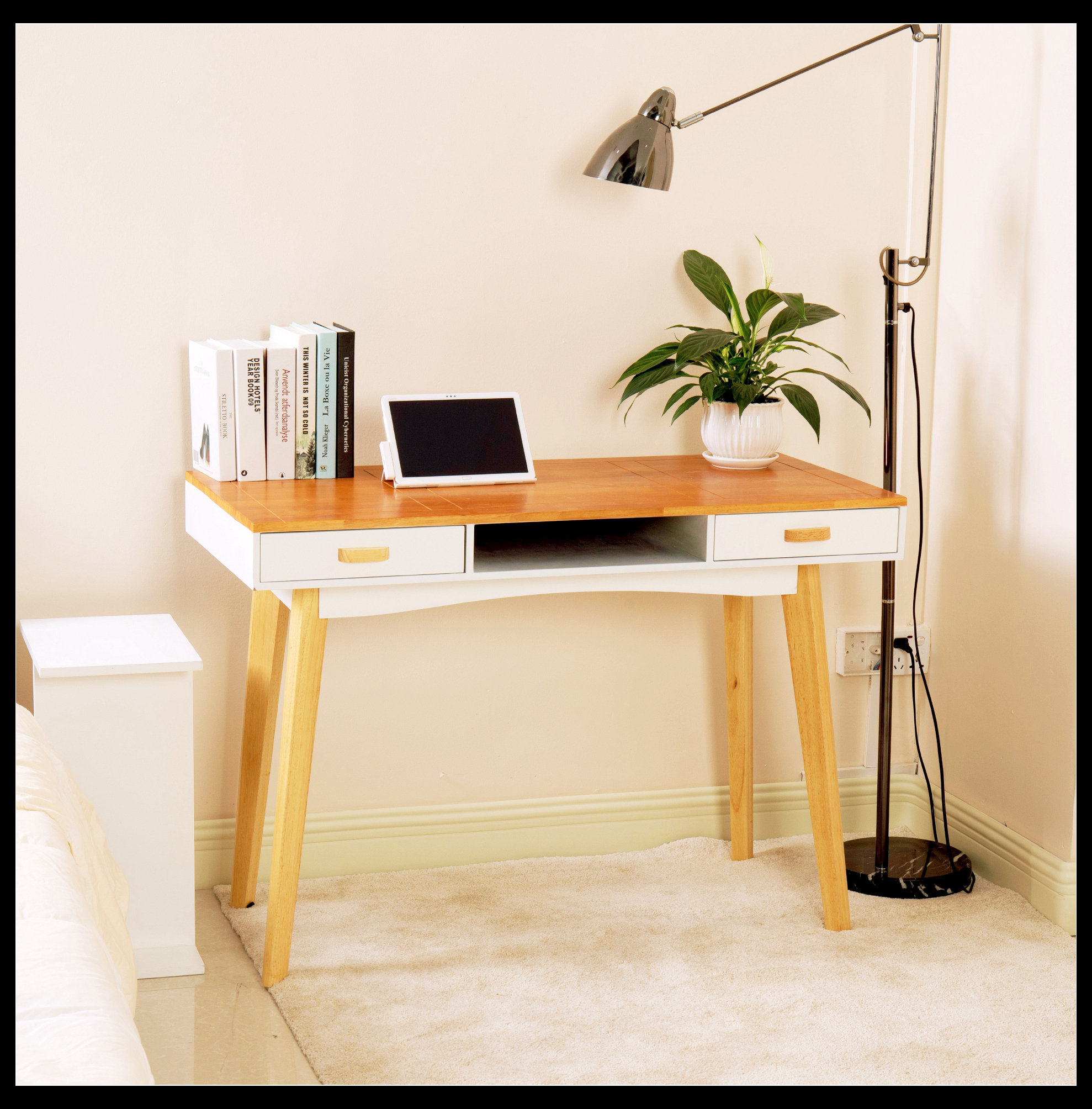 George Oliver Gonnelli 42.52'' W Rectangle Writing Desk with Hutch ...