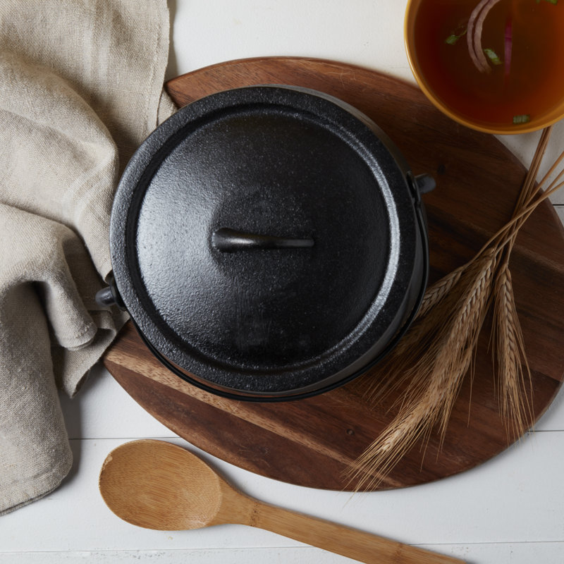 Smith and Clark Smith & Clark 4 qt Pre-Seasoned Cast Iron Covered ...