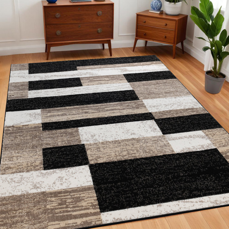 Wrought Studio Valenti Contemporary Geometric Patchwork Indoor Area Rug ...