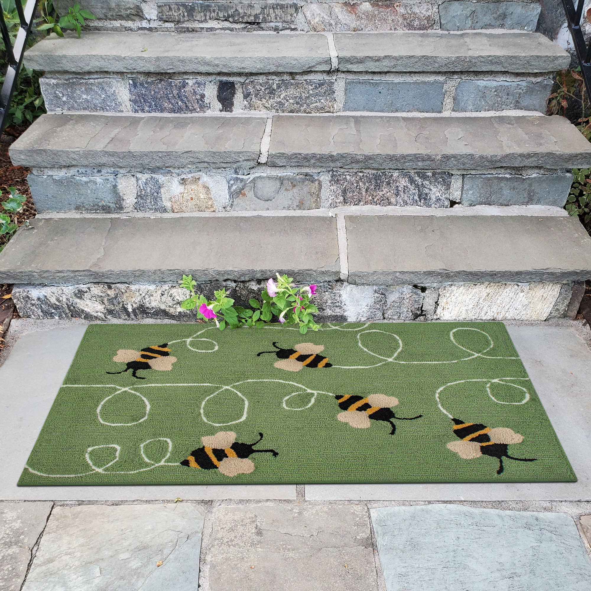 Rosalind Wheeler Transitional Rugs Frontporch Buzzy Bees Indoor/Outdoor ...