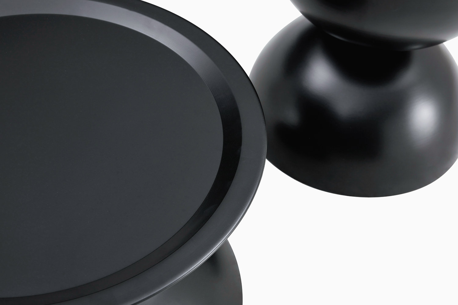 George Oliver Coffee Round Tables With STORGE MOVABLE TABLE TOP ...