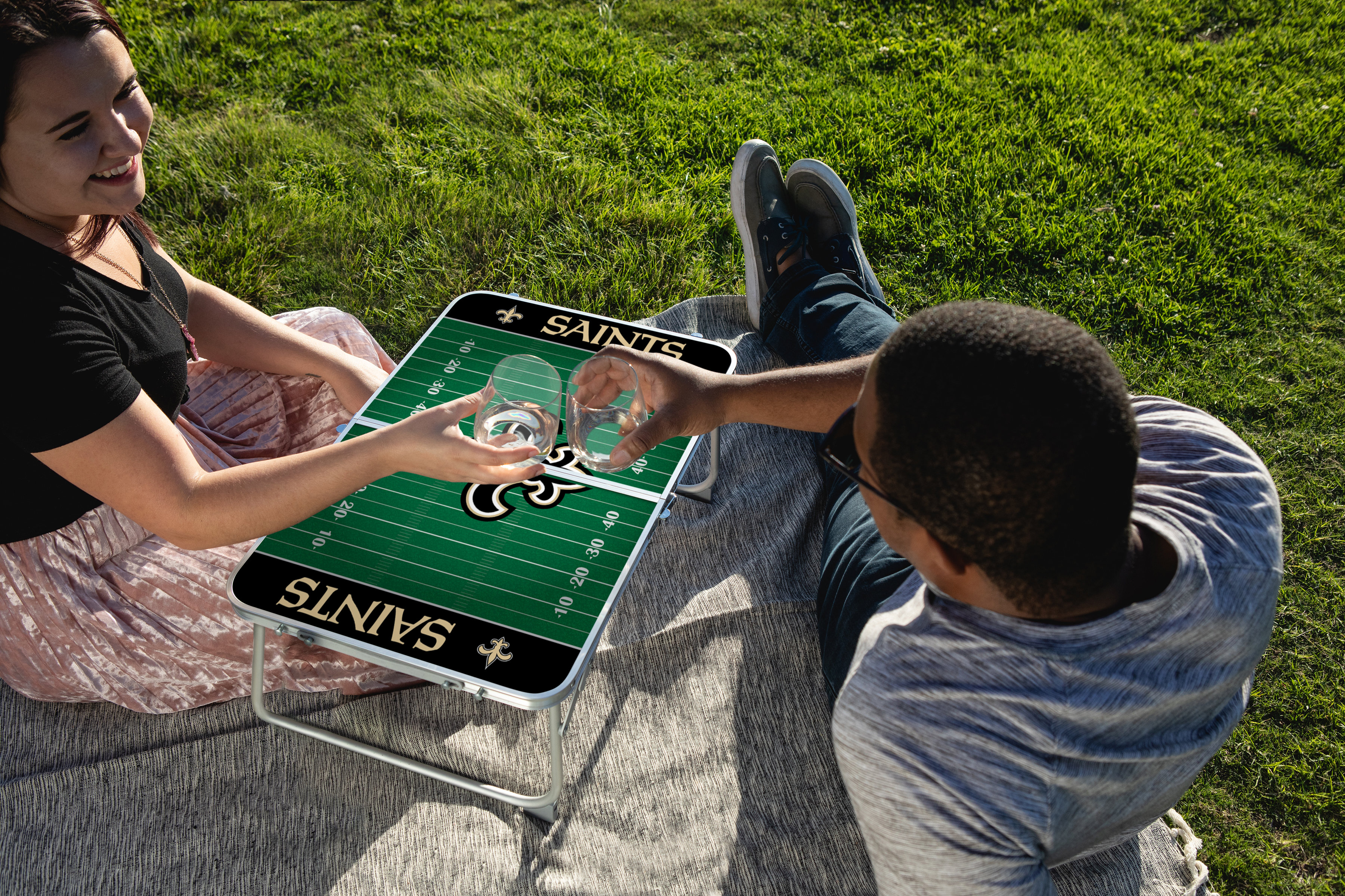 ONIVA™ NFL New Orleans Saints Concert Table Mini Portable Table ...