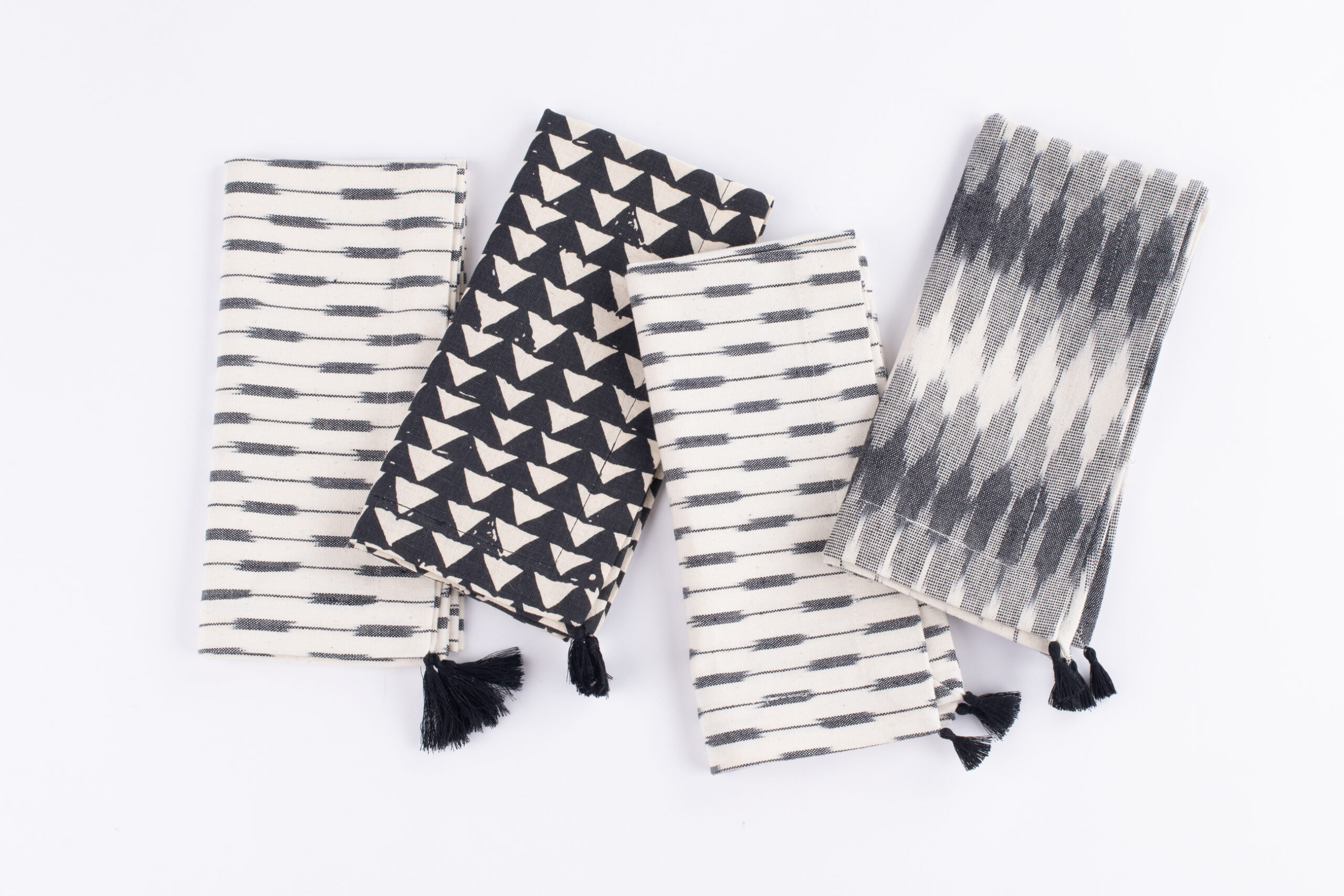 Latitude Run® LYDIA DINNER NAPKIN SET (Set of 4) | Wayfair