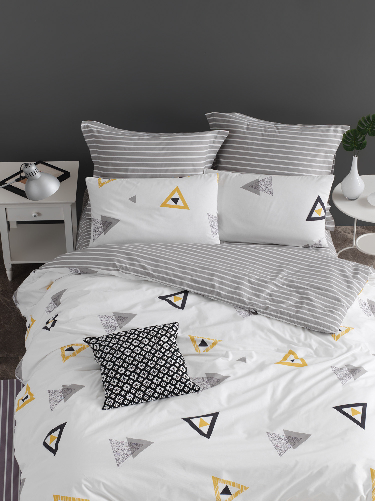 Asir Group INC Annapolis White Modern & Contemporary 100% Cotton Duvet ...