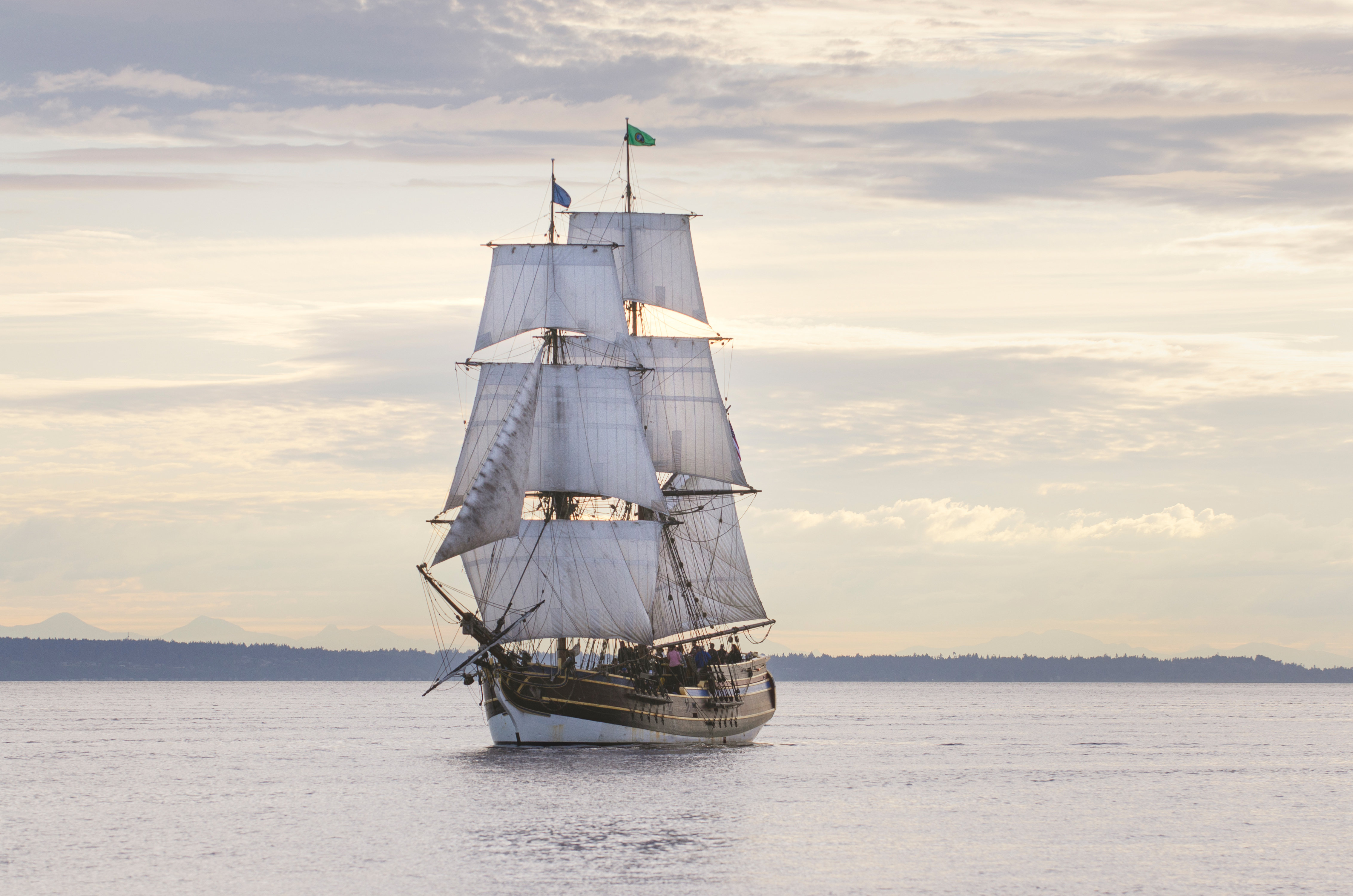 Longshore Tides Lady Washington II - Wayfair Canada