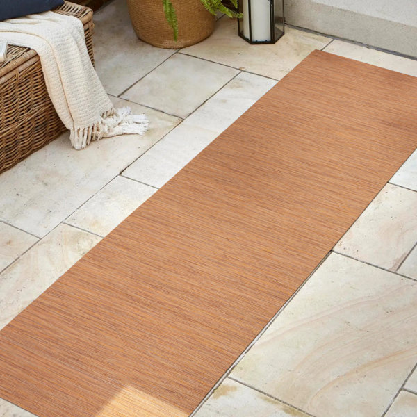 Rosecliff Heights Amora Modern Flatweave Solid Orange Indoor/Outdoor ...