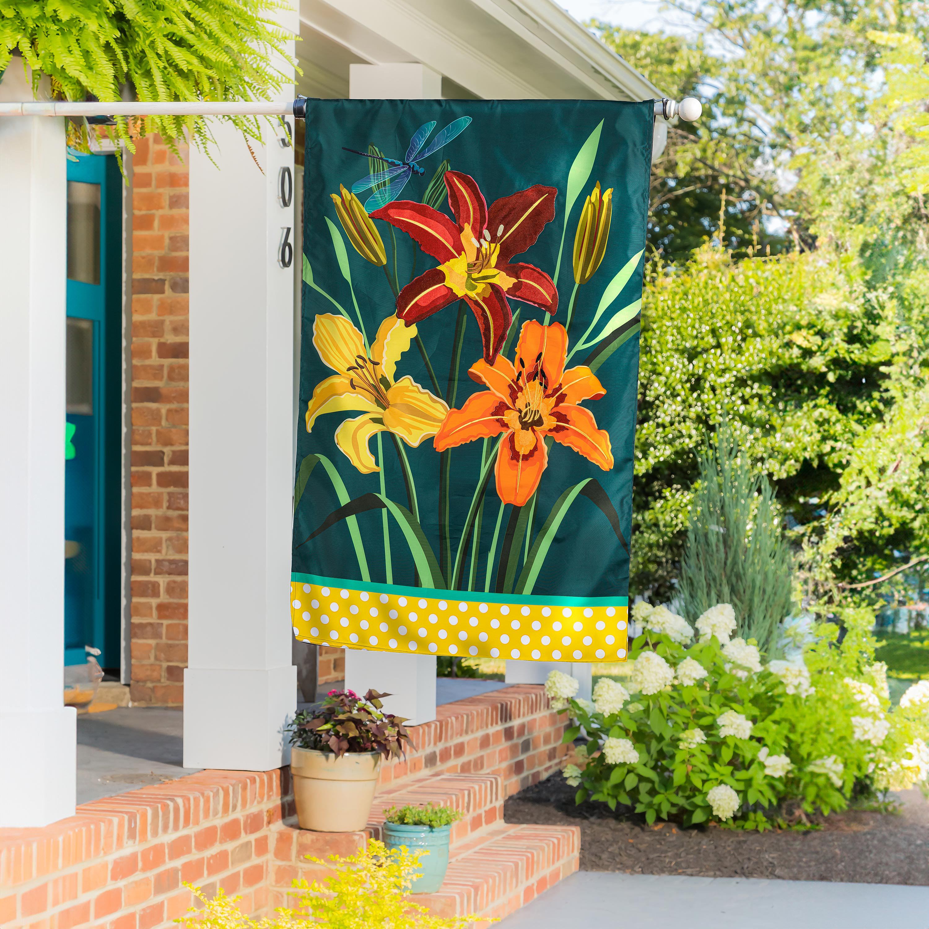 Lark Manor™ Daylilies Applique House Flag | Wayfair