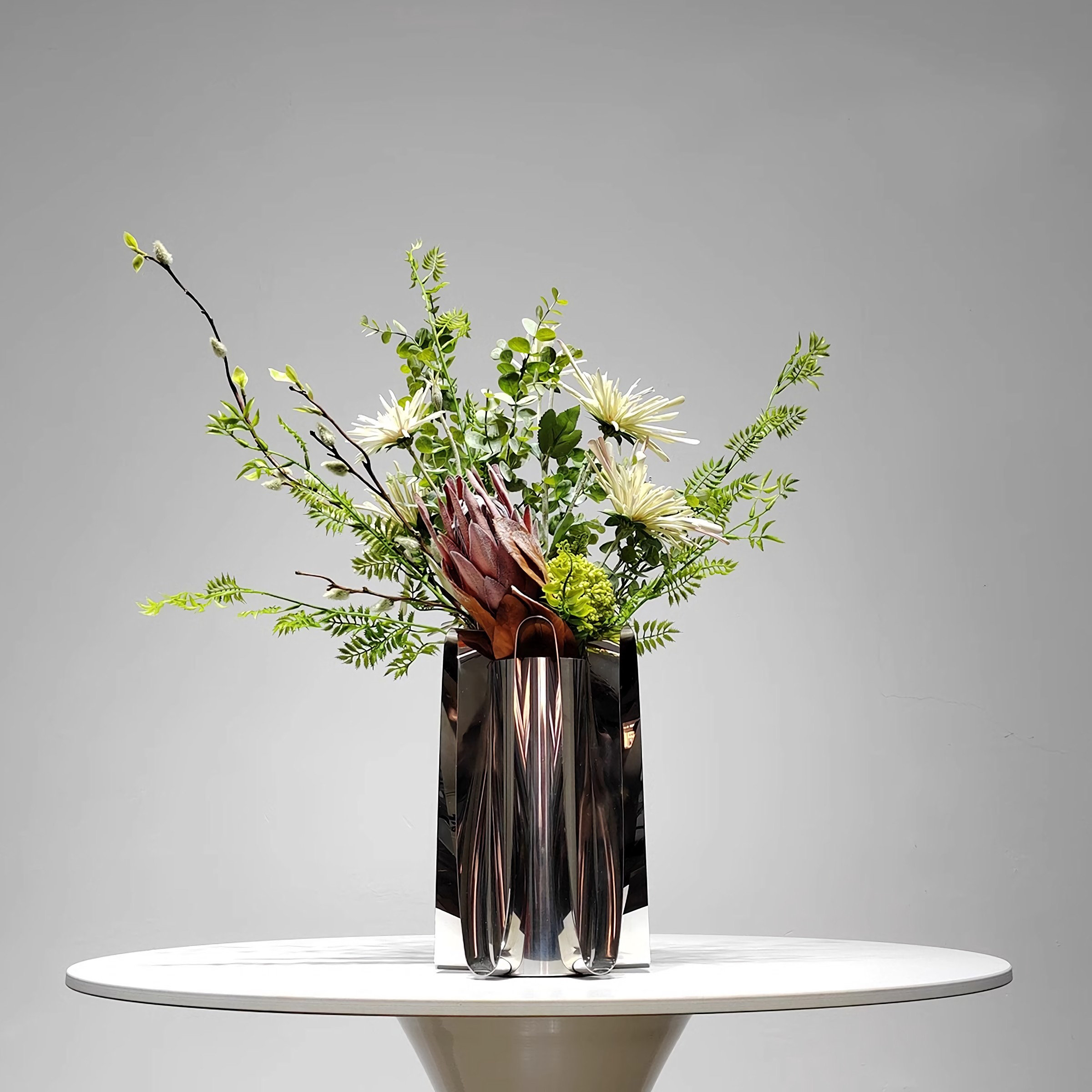 Infinitee Green Simulated Flower Decorations, Modern Creativity, High ...