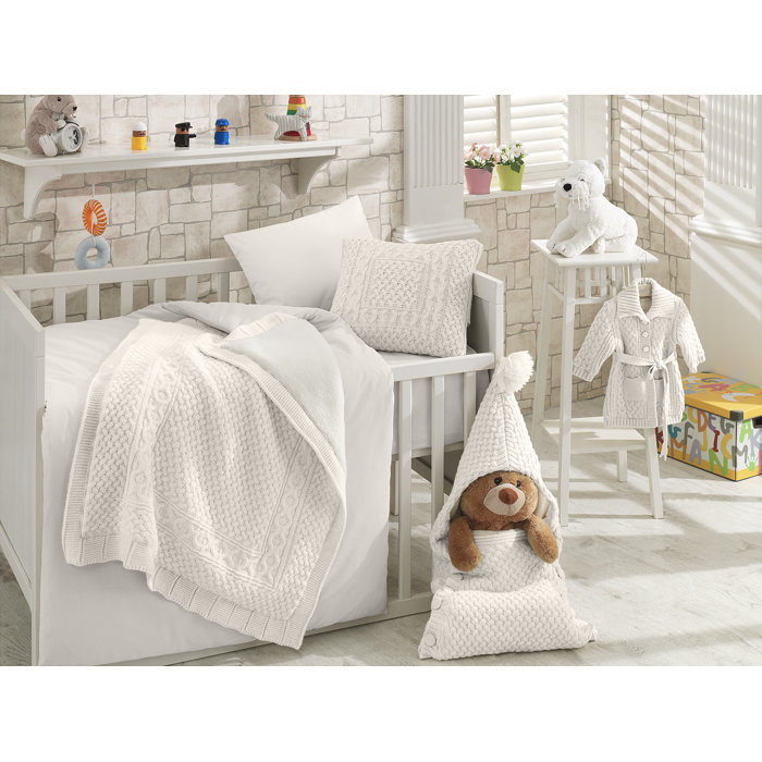 Greyleigh™ Baby & Kids Kingsley 6 - Piece Organic Crib Bedding Set ...