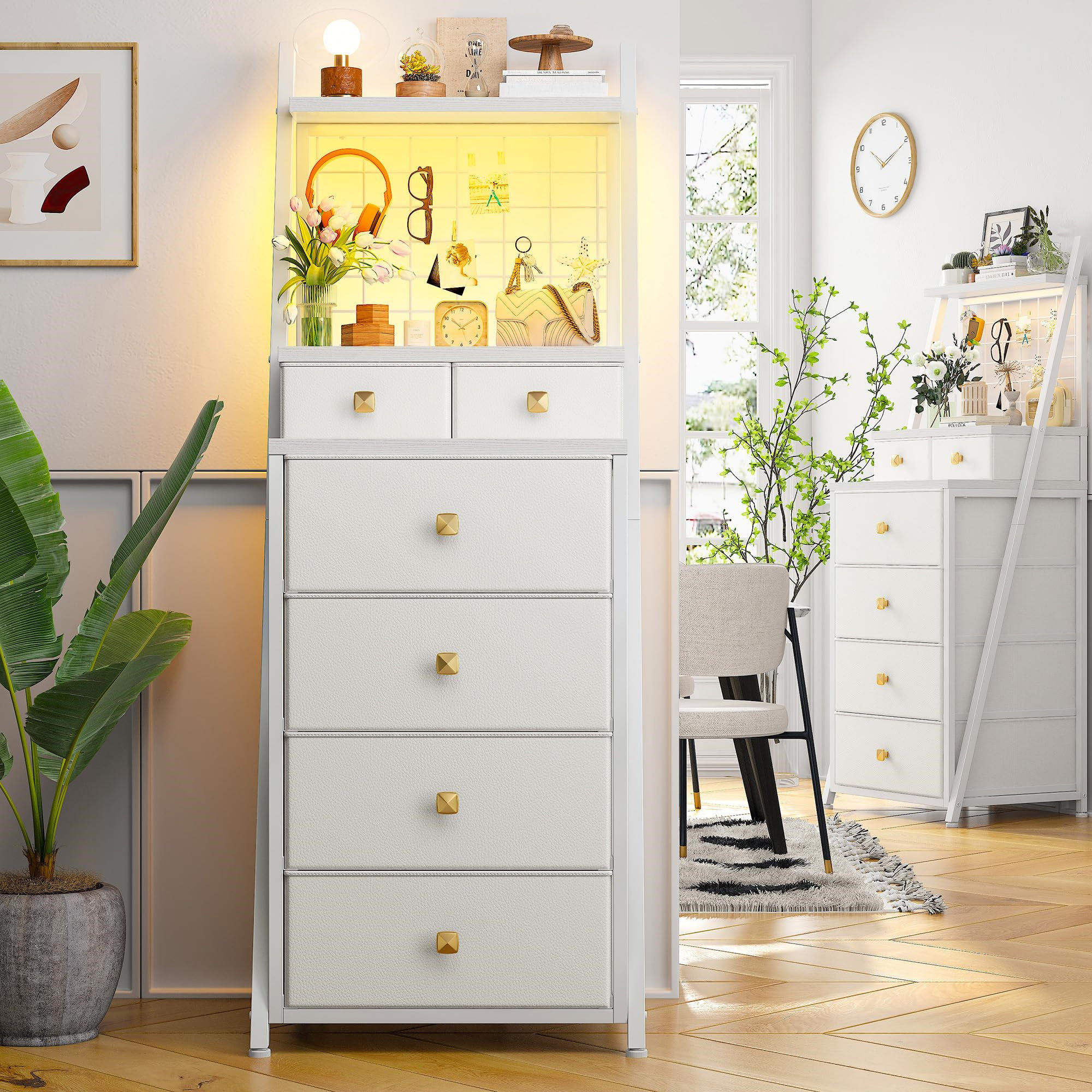 17 Stories Bedroom Vertical Dressing Table, Tall Dressing Table With ...