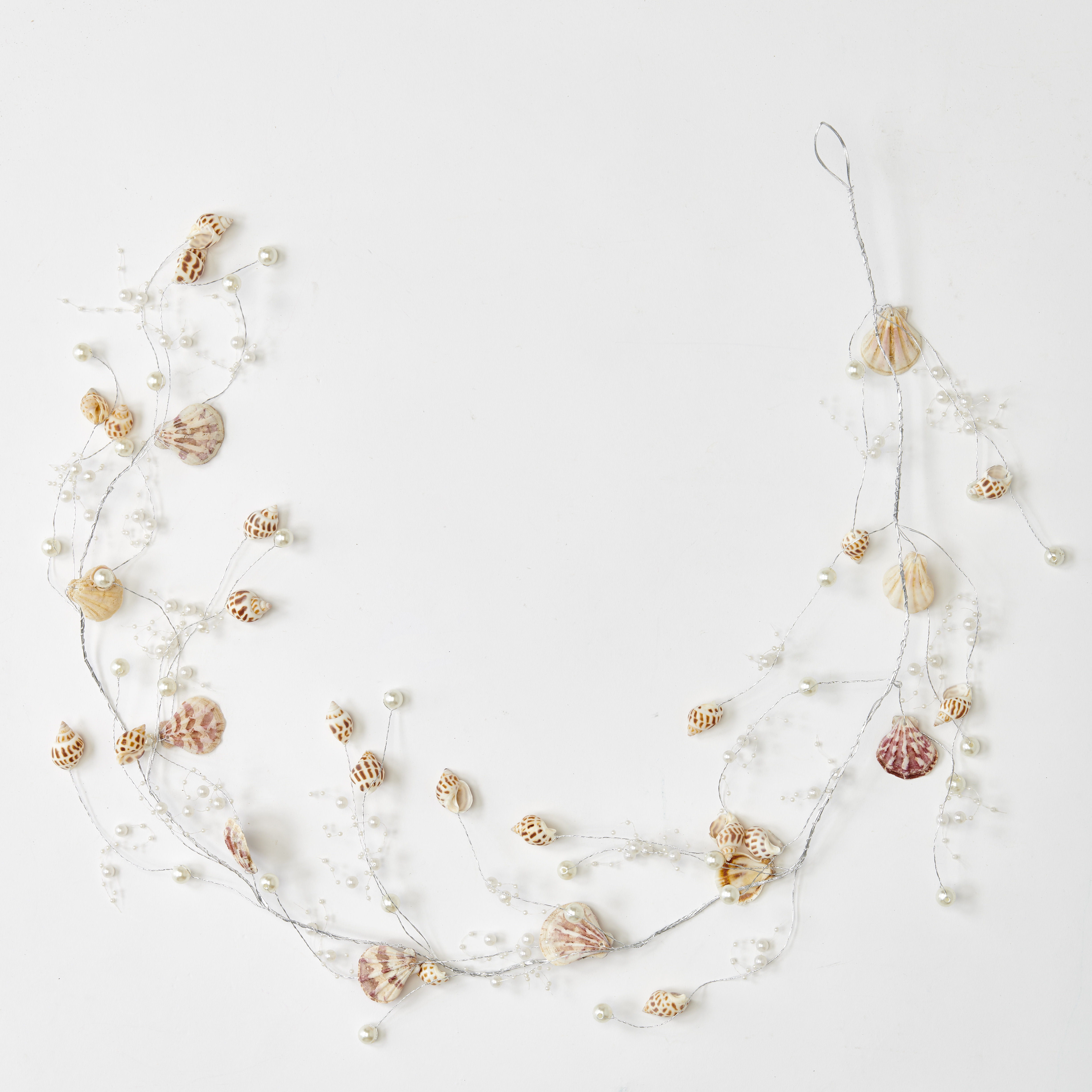 The Holiday Aisle® 48" Sea Shells and Pearls Garland & Reviews | Wayfair
