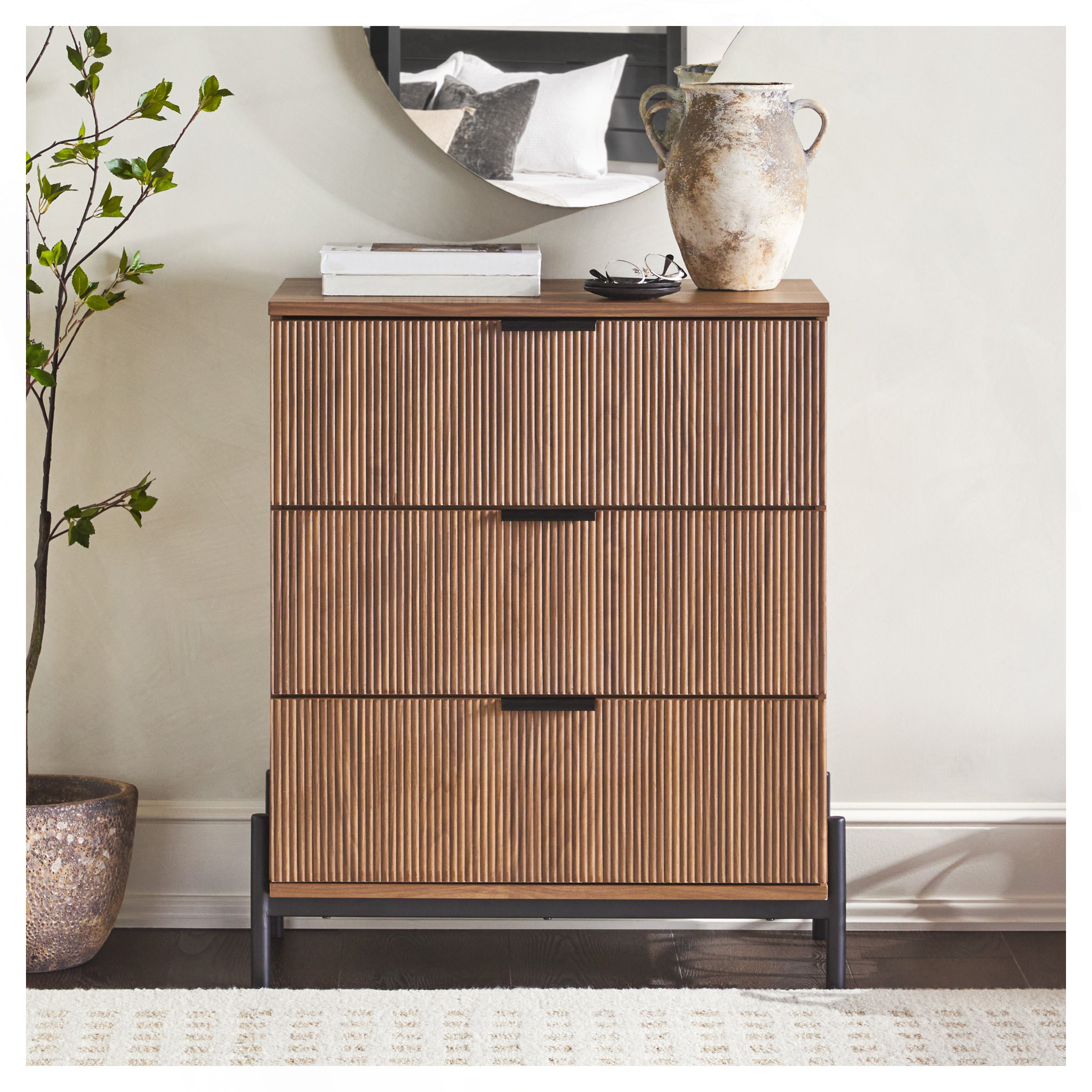George Oliver Mid-Century 3-Drawer Chest With Reeded Drawer Fronts ...