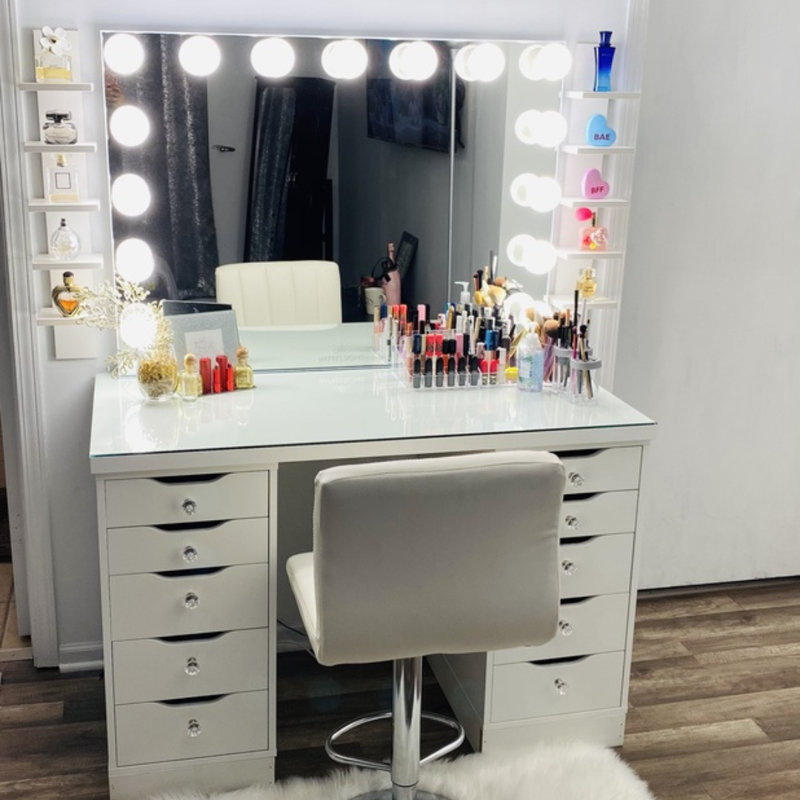 IMPRESSIONS VANITY · COMPANY Hollywood Glow Lite Pro Vanity Mirror with ...