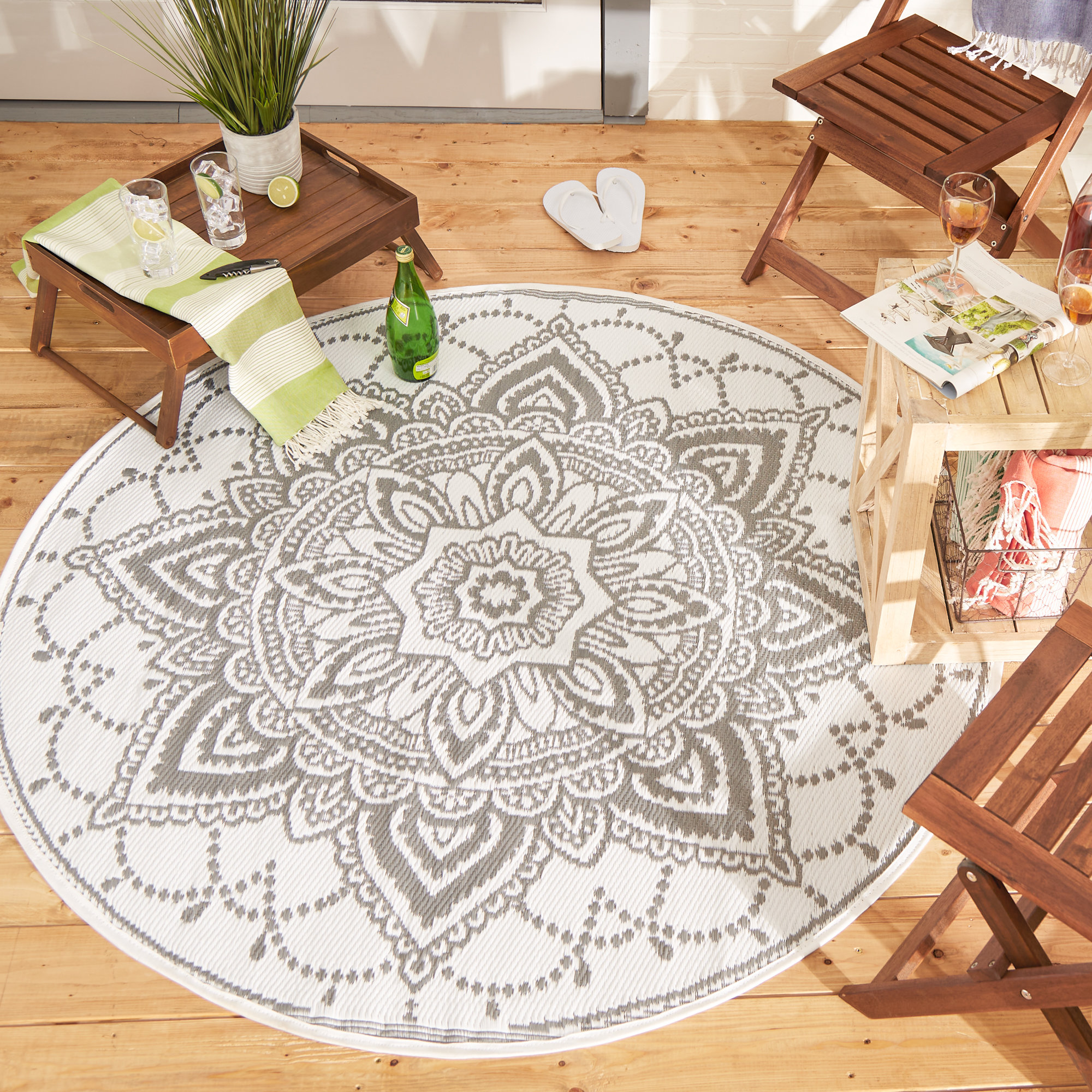 Dakota Fields Natalya Boho Floral Outdoor Rug 5 Ft Round | Wayfair