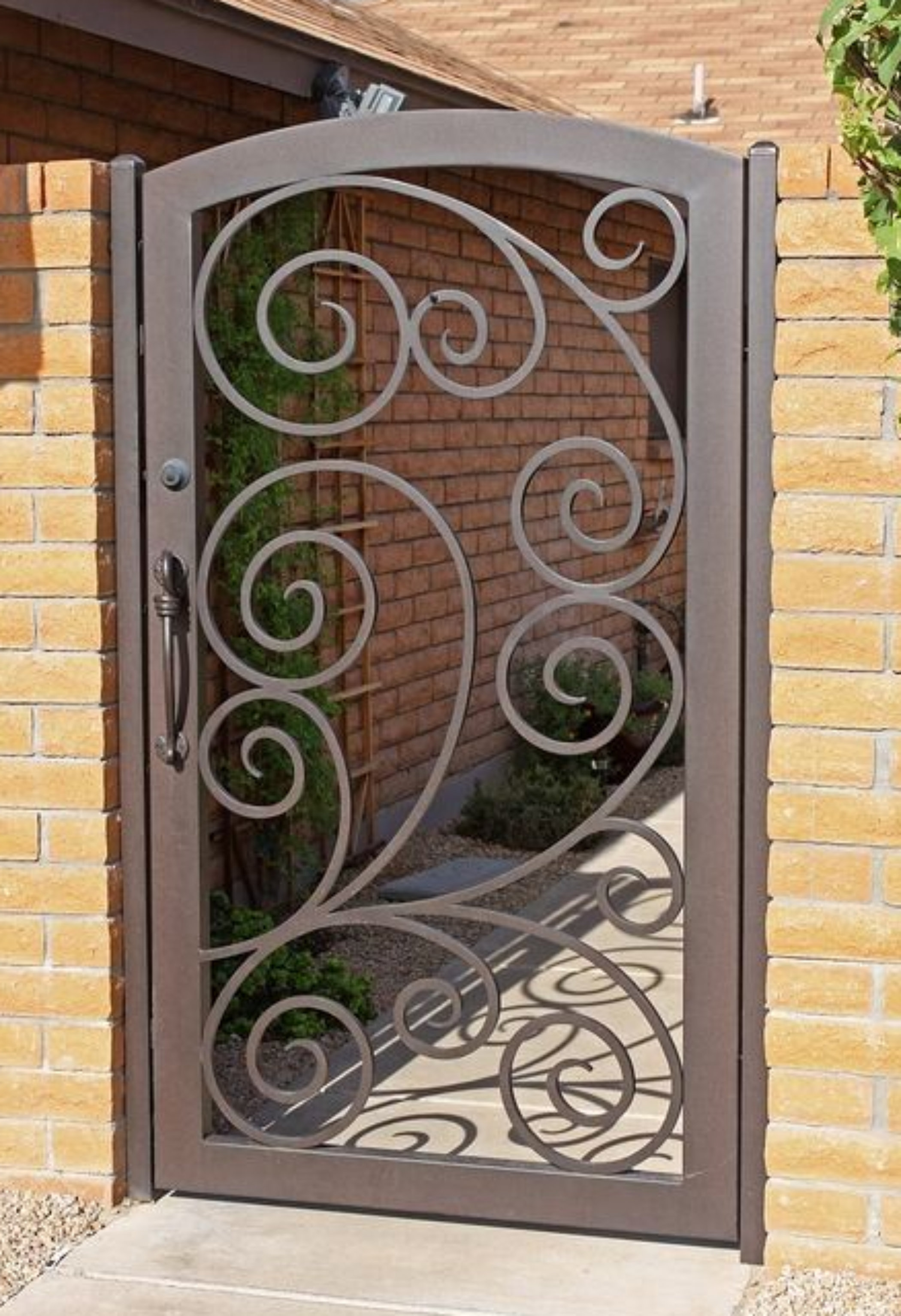 TAIMCO Modern Spiral Vintage Metal Back Yard Gate | Wayfair
