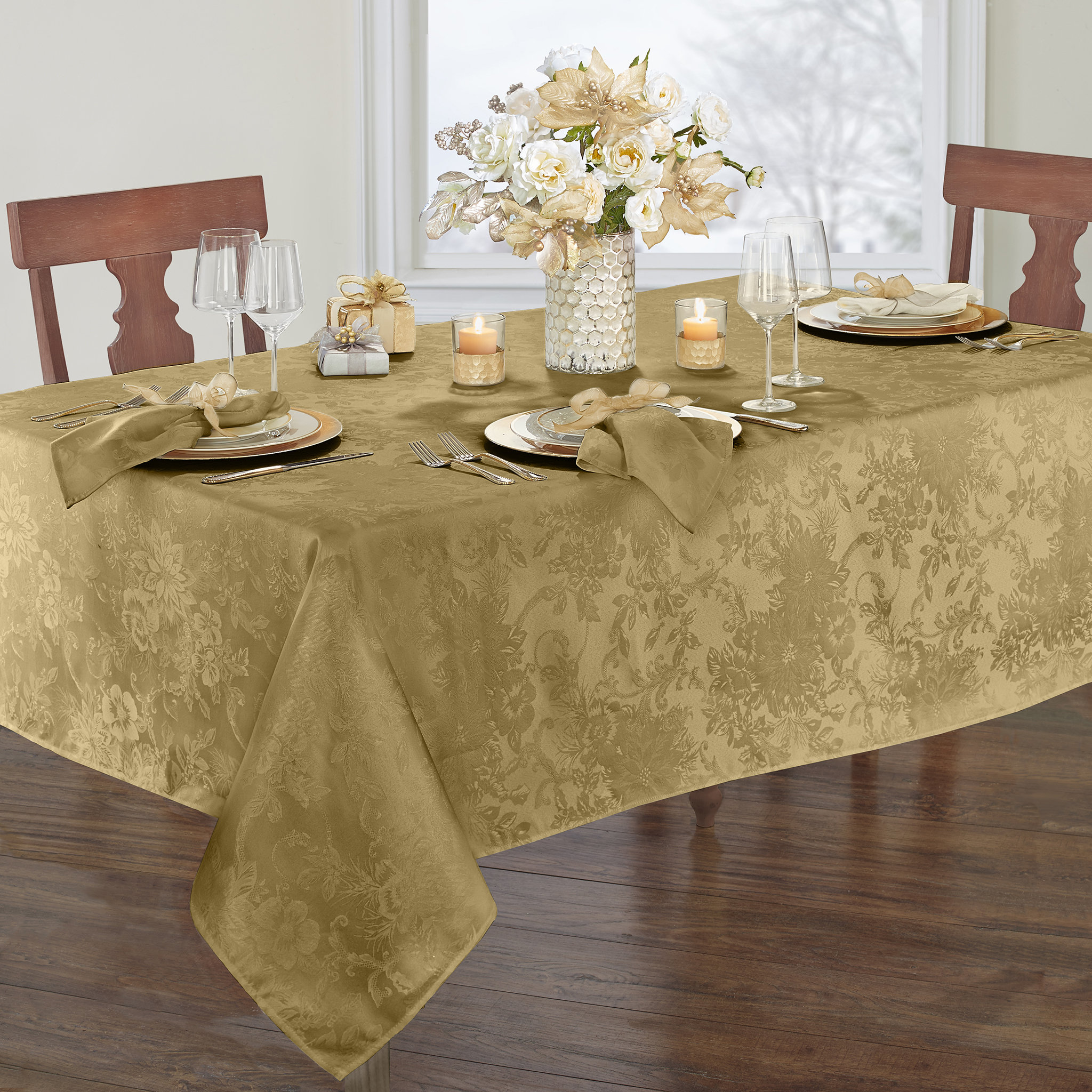 Astoria Grand Tilghman Poinsettia Floral Woven Tablecloth & Reviews ...