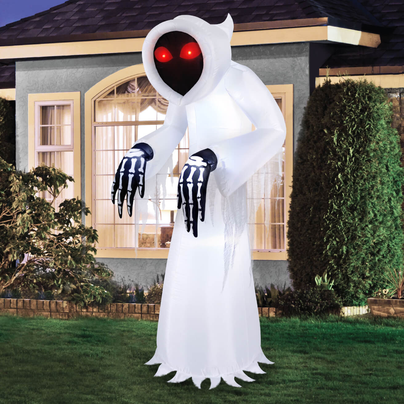 The Holiday Aisle® Halloween 7 Foot Inflatable Faceless Reaper ...
