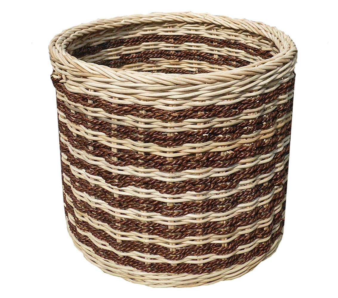 Bayou Breeze Panier de rangement en osier rayé Abaca - Wayfair Canada