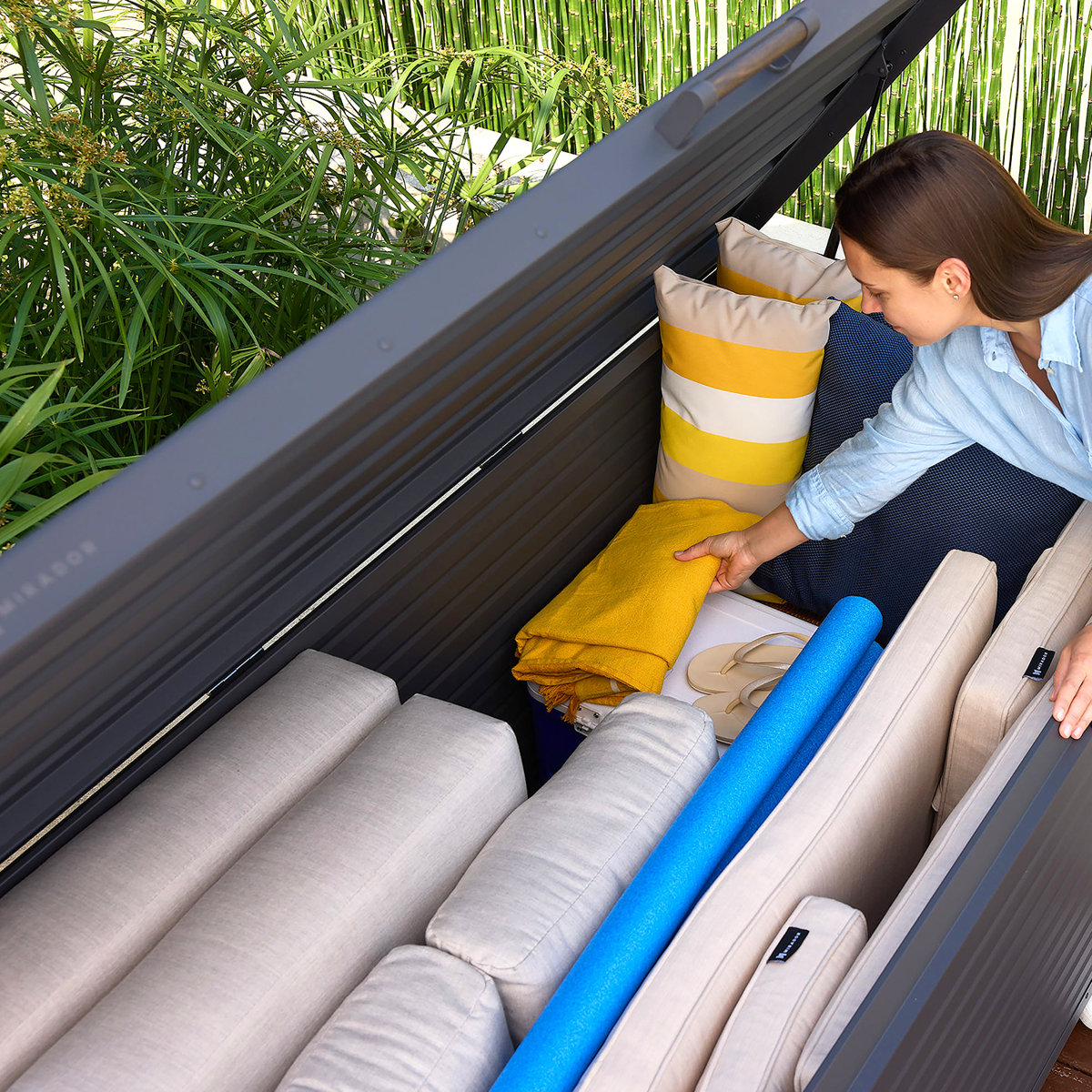 Mirador Outdoor Water Resistant Metal Deck Box With Wheels & Reviews ...