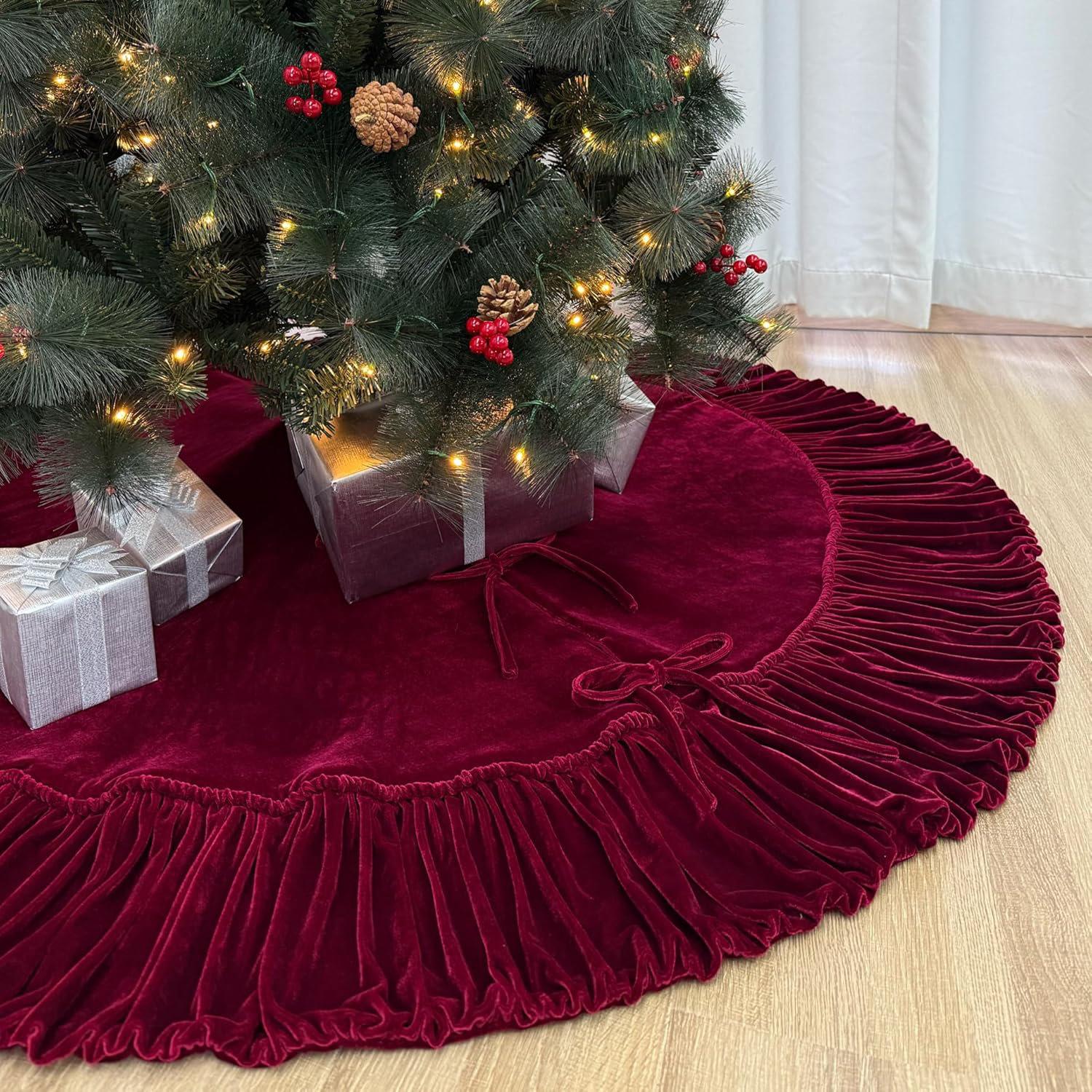 Starry Dynamo Ruffled Velvet Christmas Tree Skirt, Thick Foam-Lined ...