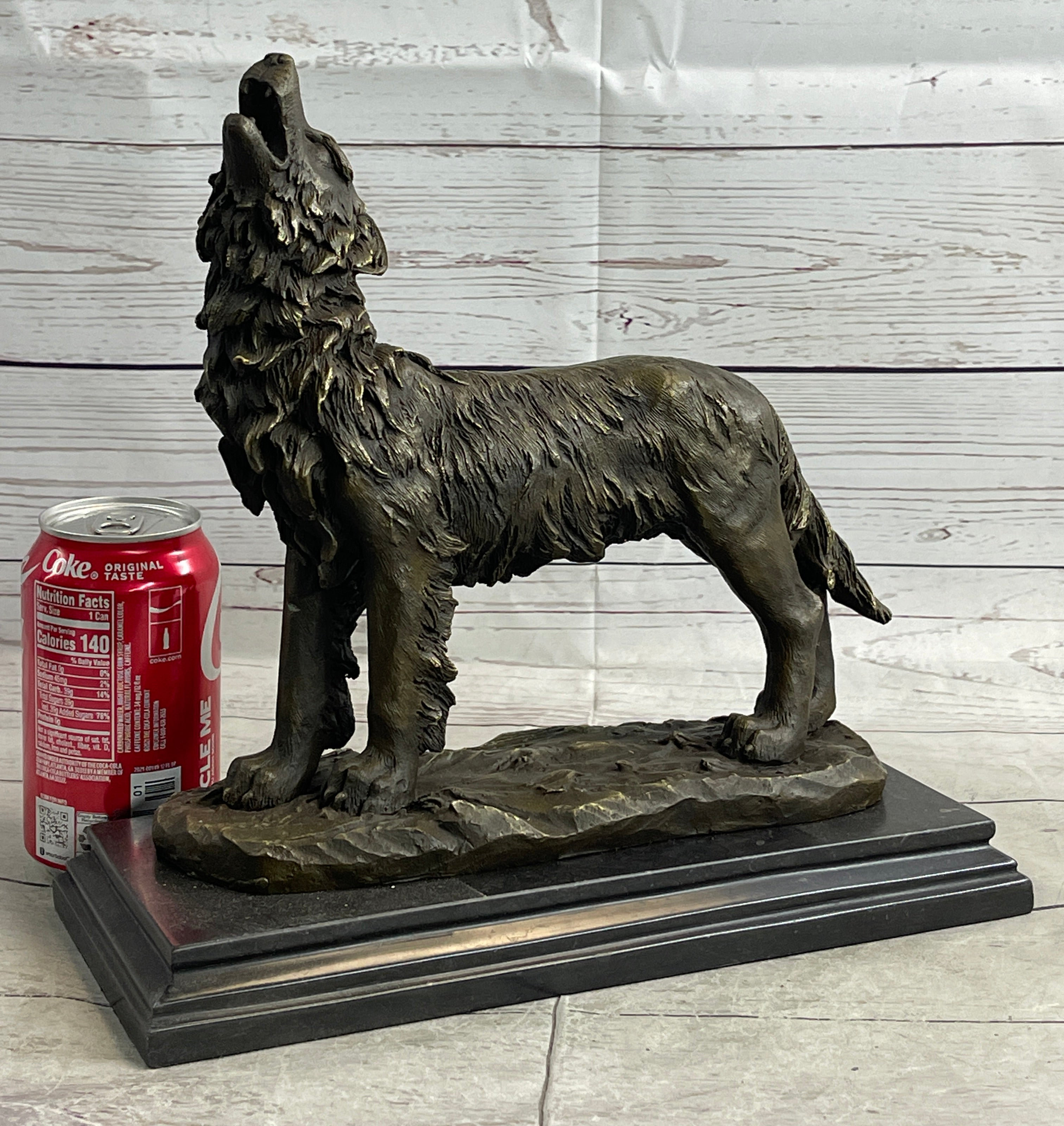 Loon Peak® Jilliyn Hot Cast Bronze Howling Wolf Bronze Sculpture Statue ...