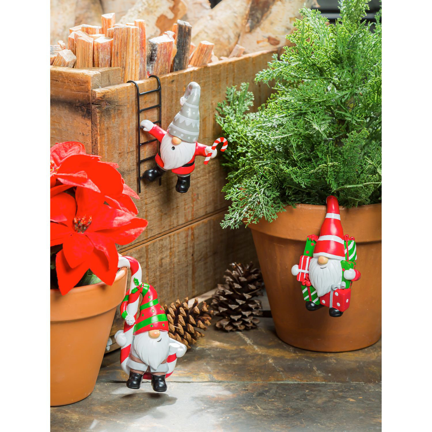 Evergreen Enterprises, Inc Holiday Gnome Pot Percher Lawn Art/Figurine ...